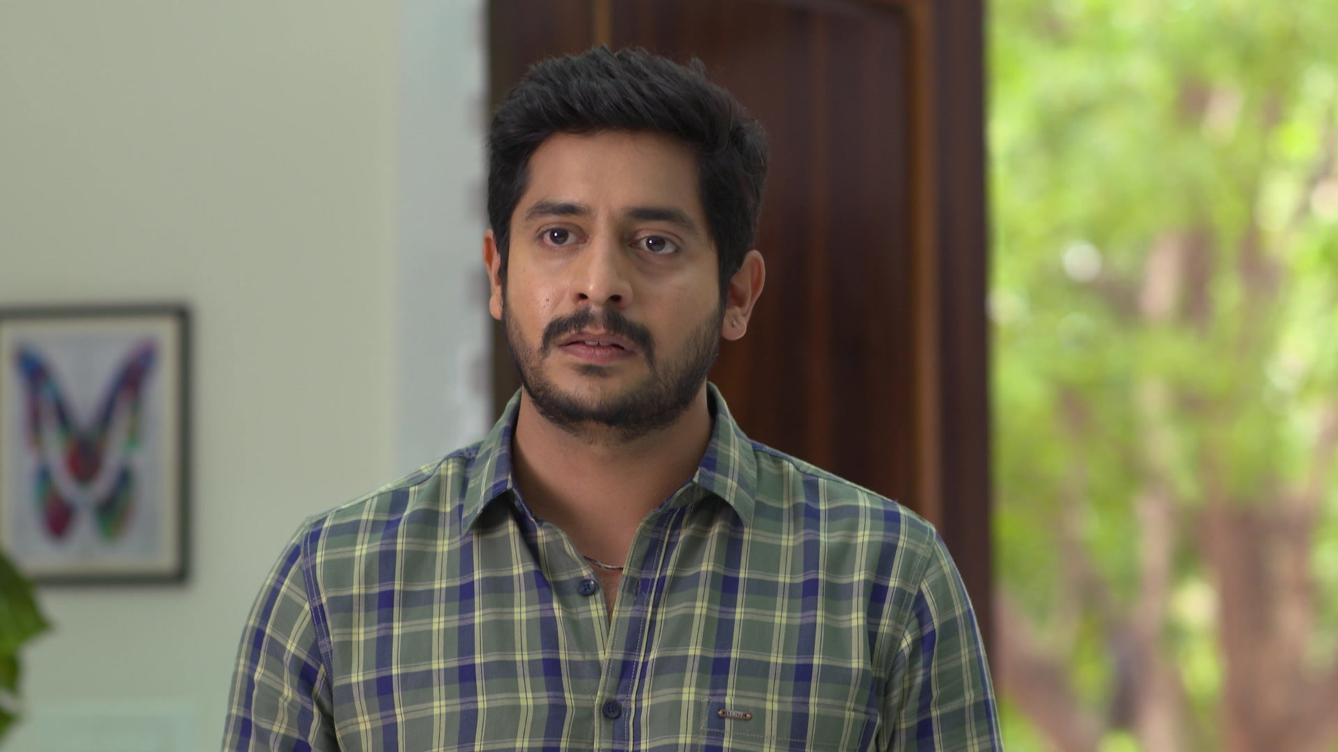 Watch Raja Visits Bharathi Devi Online