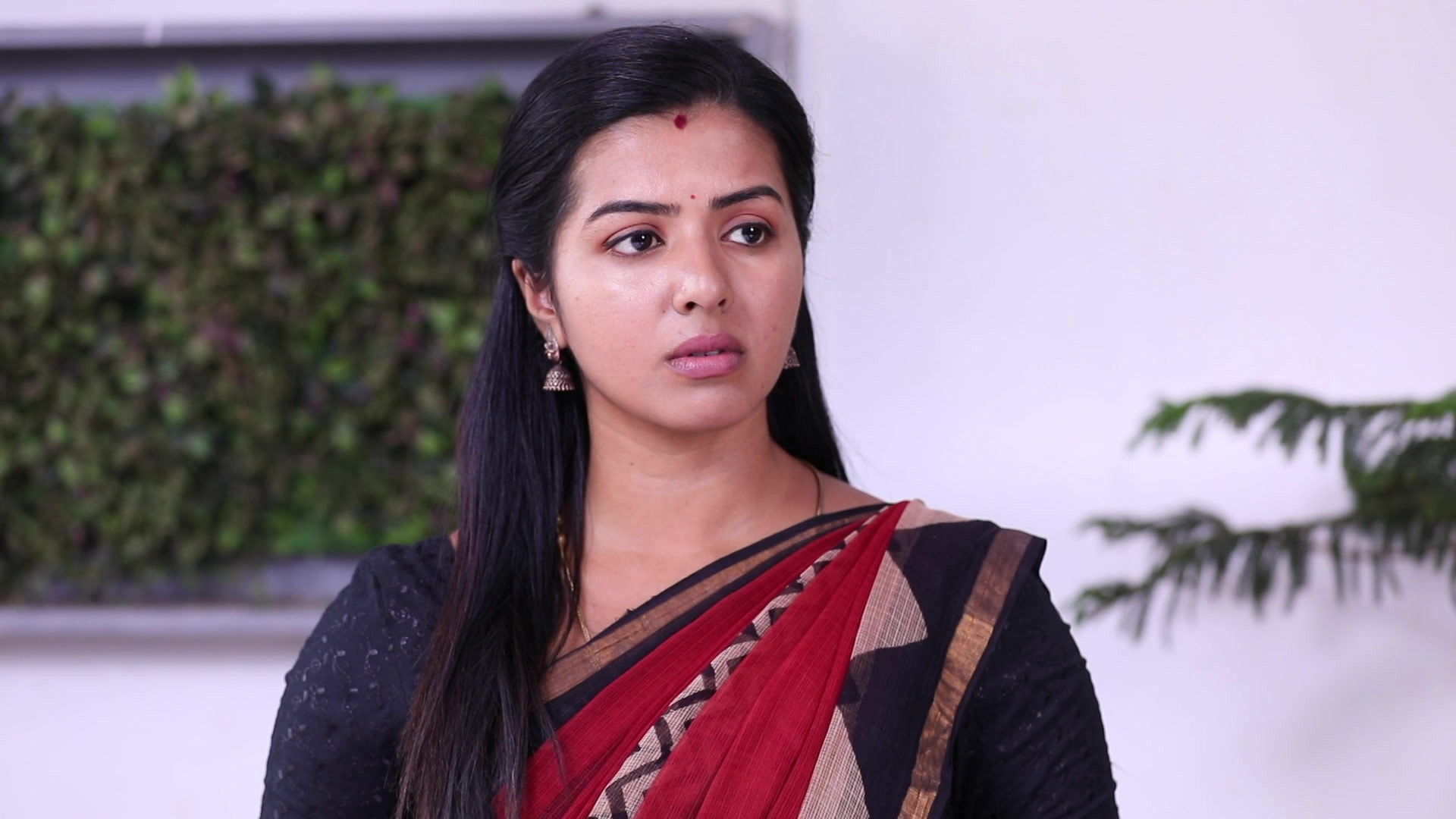 Watch Sakthivel Episode 423 on JioHotstar
