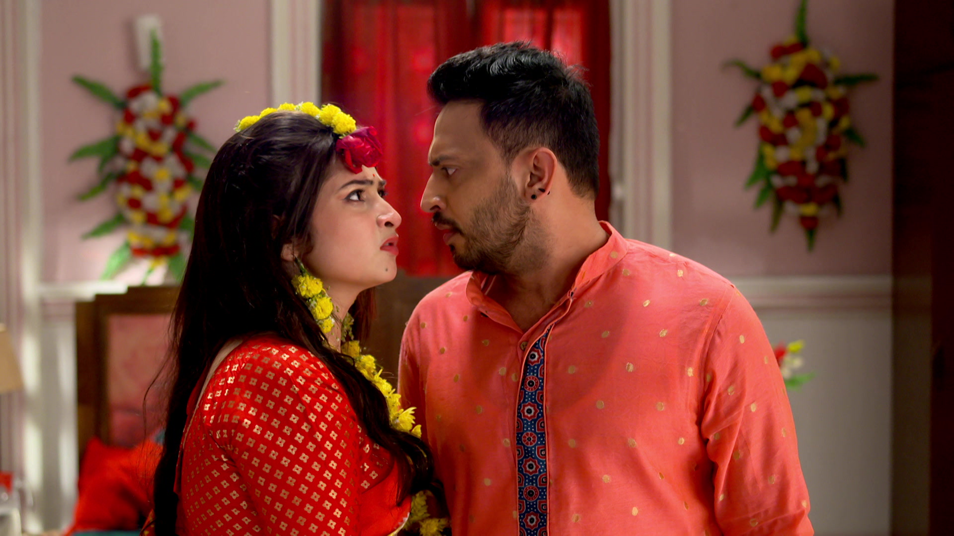 Watch Gaatchora S1 Episode 30 on JioHotstar