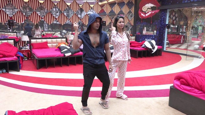 Wake up: Party on my mind - JioHotstar