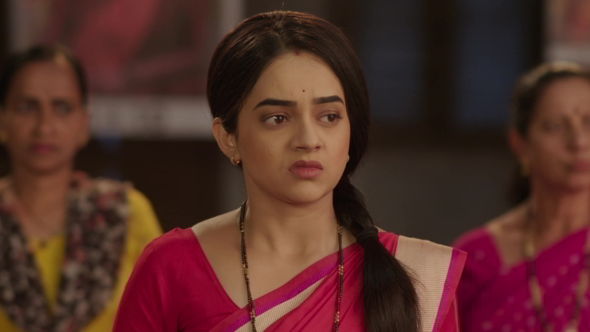 Watch Aboli Episode 1007 on JioHotstar