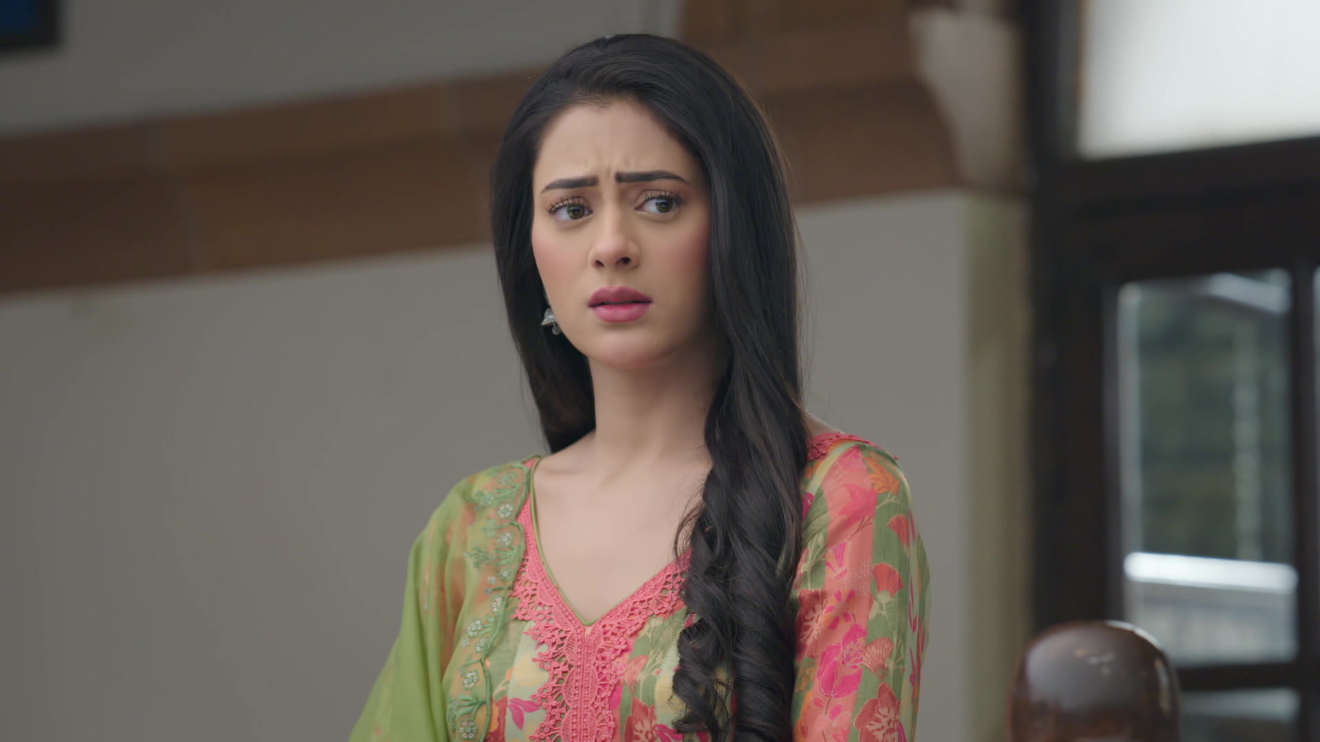 Watch Jhanak S1 Episode 492 on JioHotstar