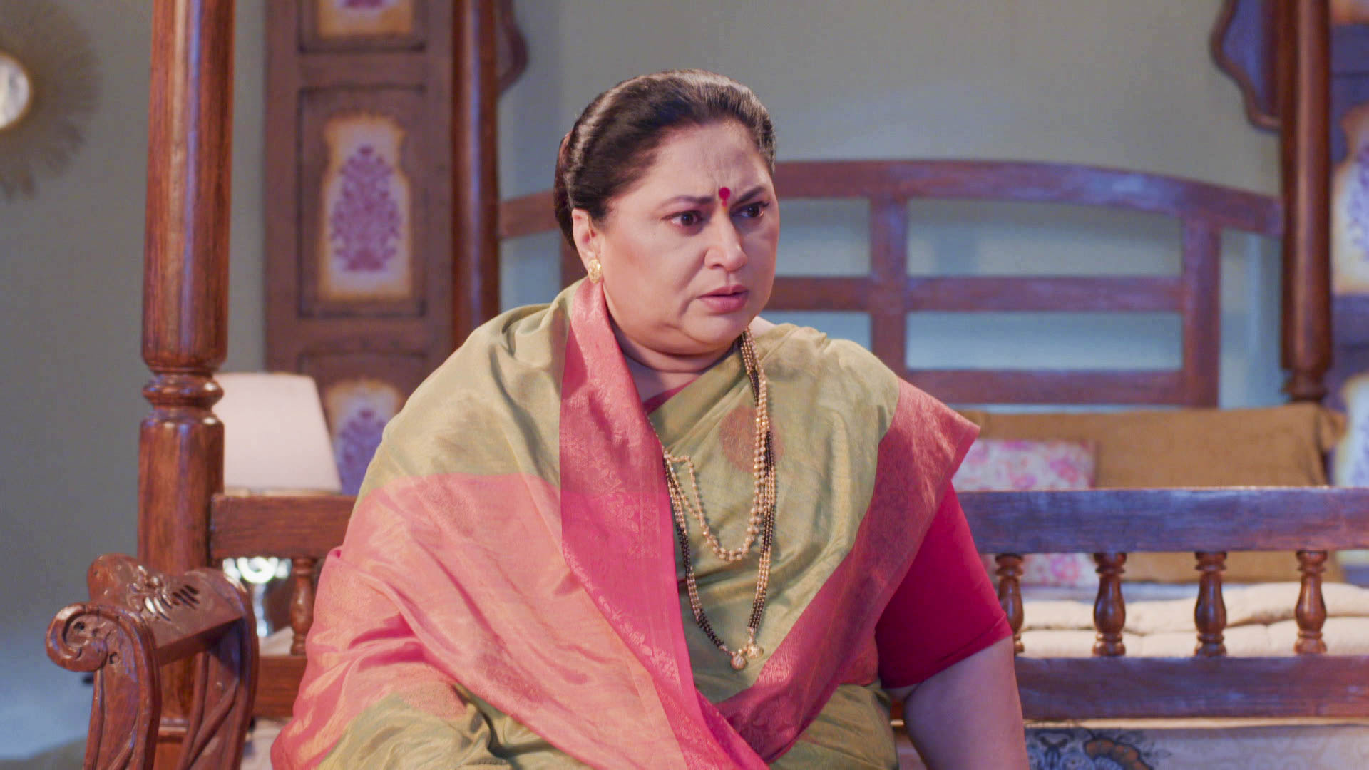 Watch Kon Hotis Tu, Kaay Zaalis Tu S1 Episode 238 on JioHotstar