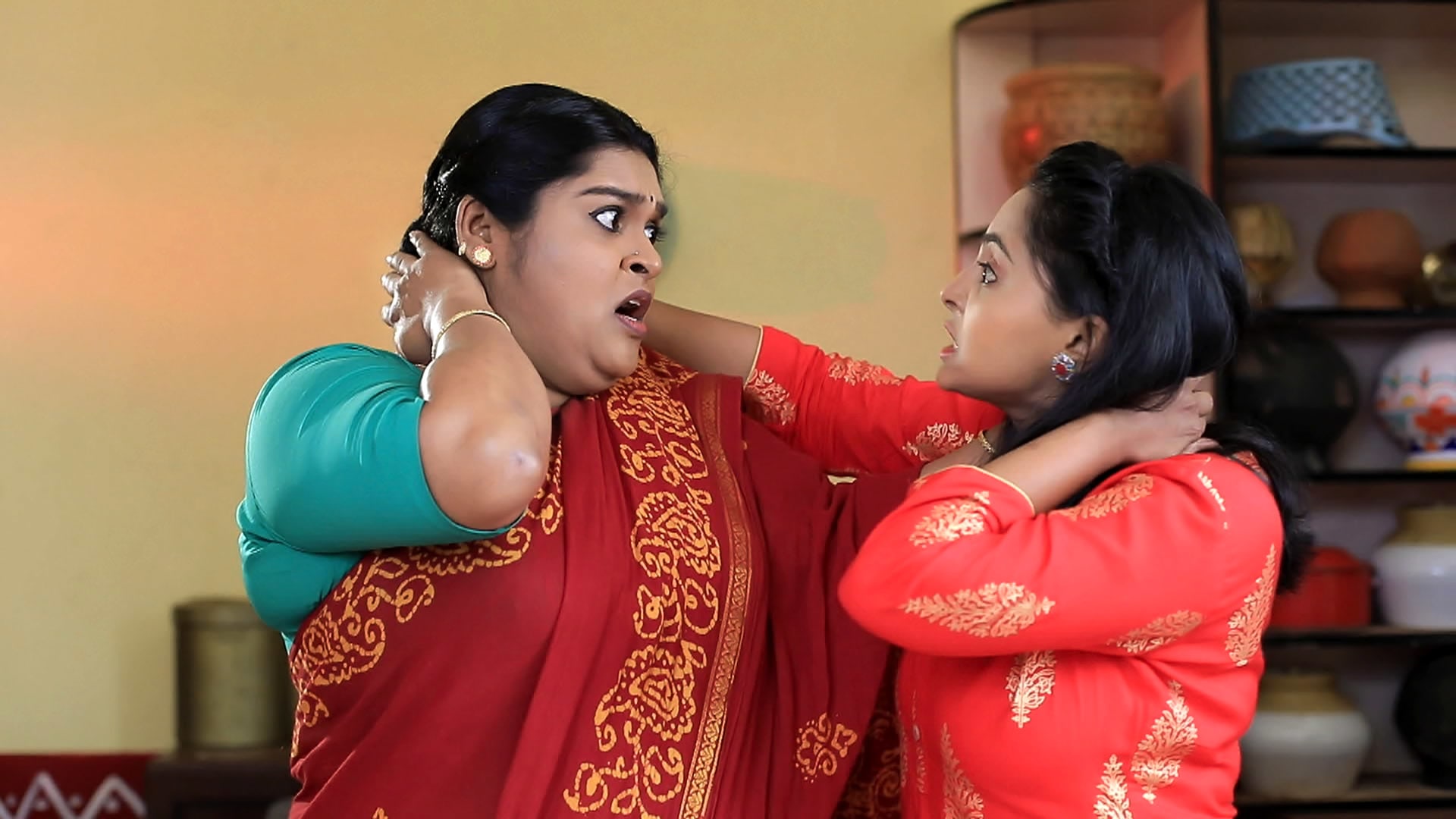 Watch Shruthi Fights with Satya Online