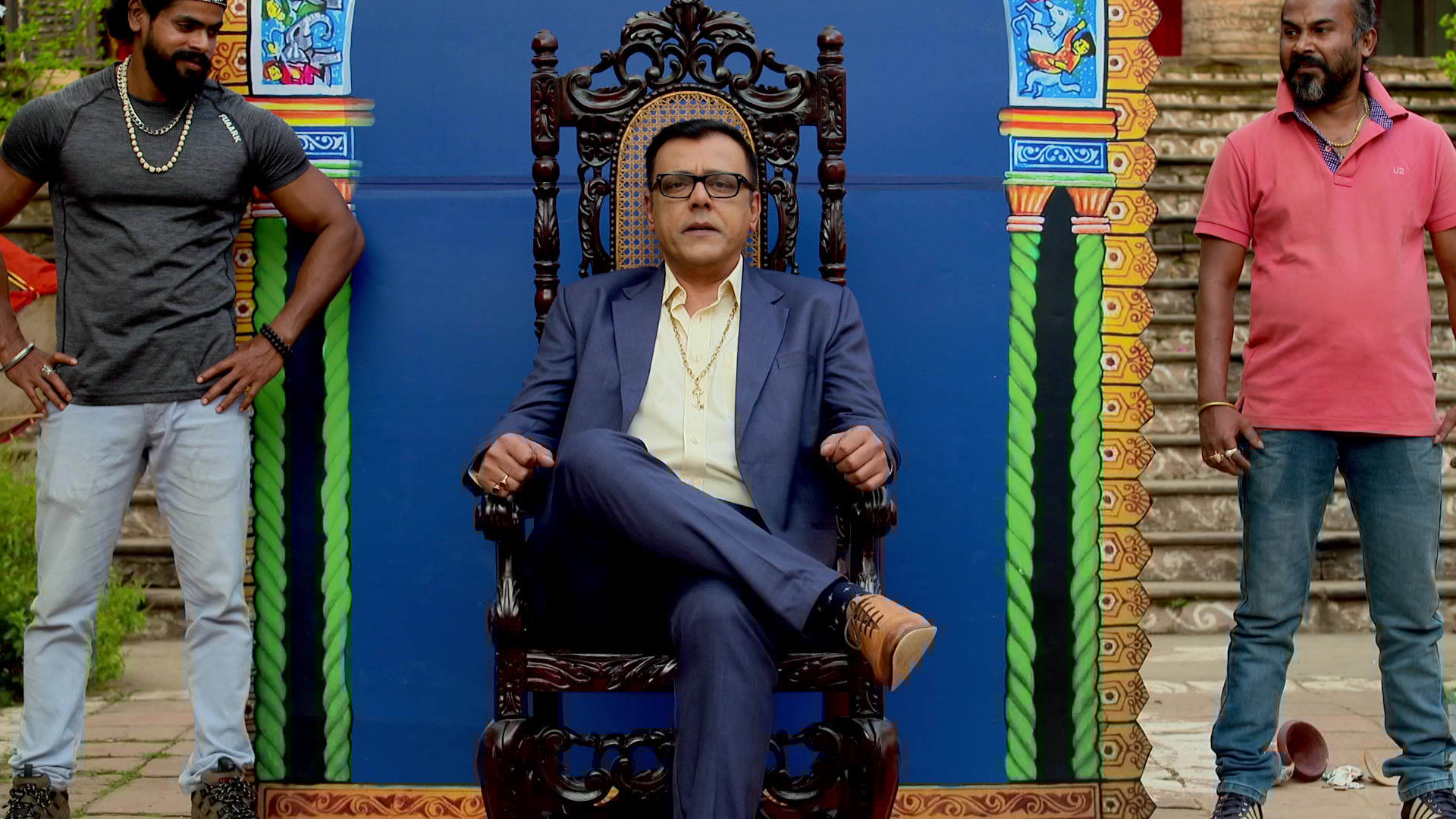 Watch Gaatchora S1 Episode 329 on JioHotstar