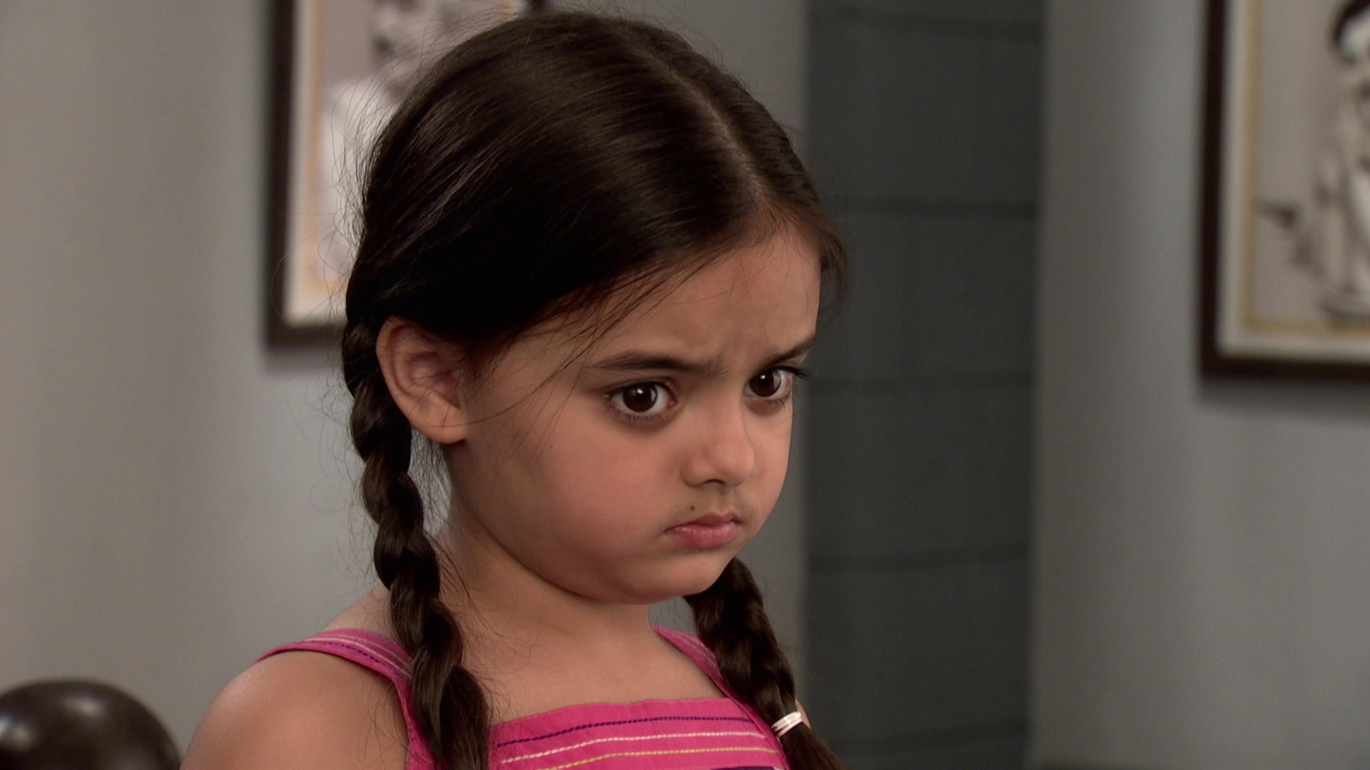 Watch New Episodes of aei-bodhe-prema only on Watcho