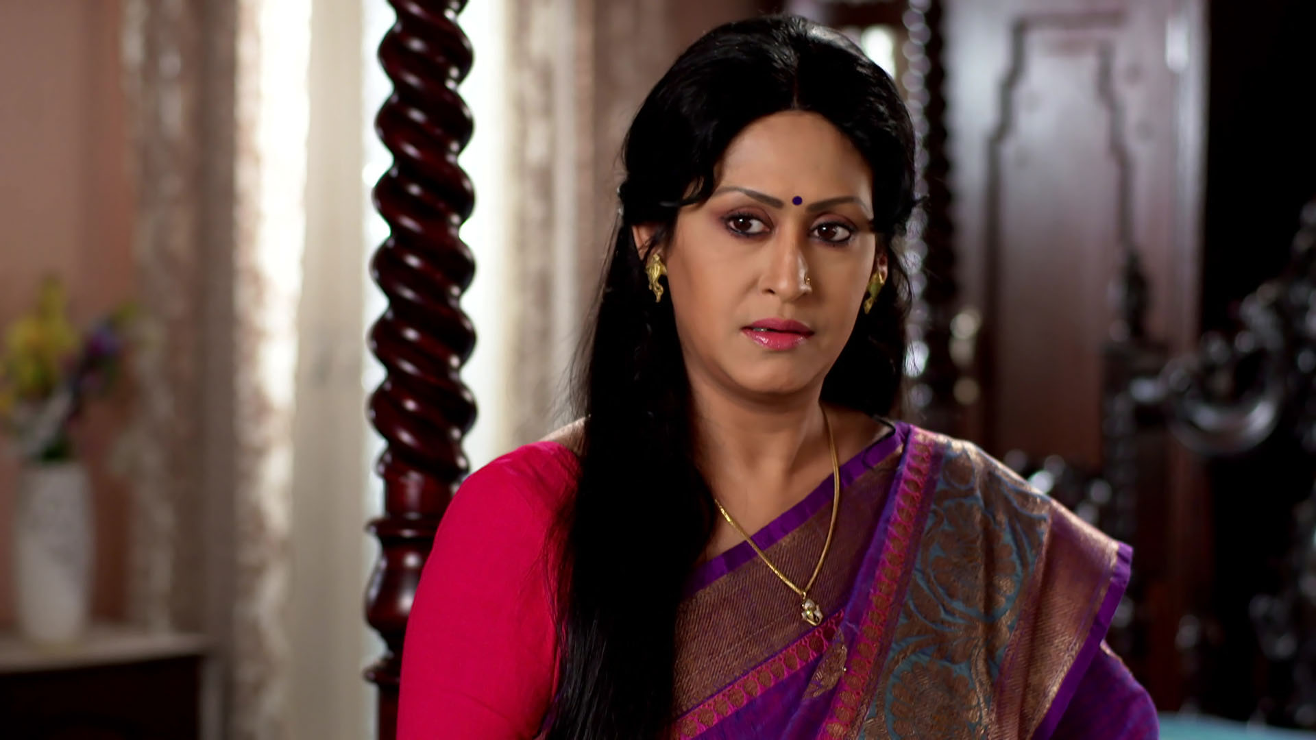 Watch Sreemoyee Berates Dithi Online