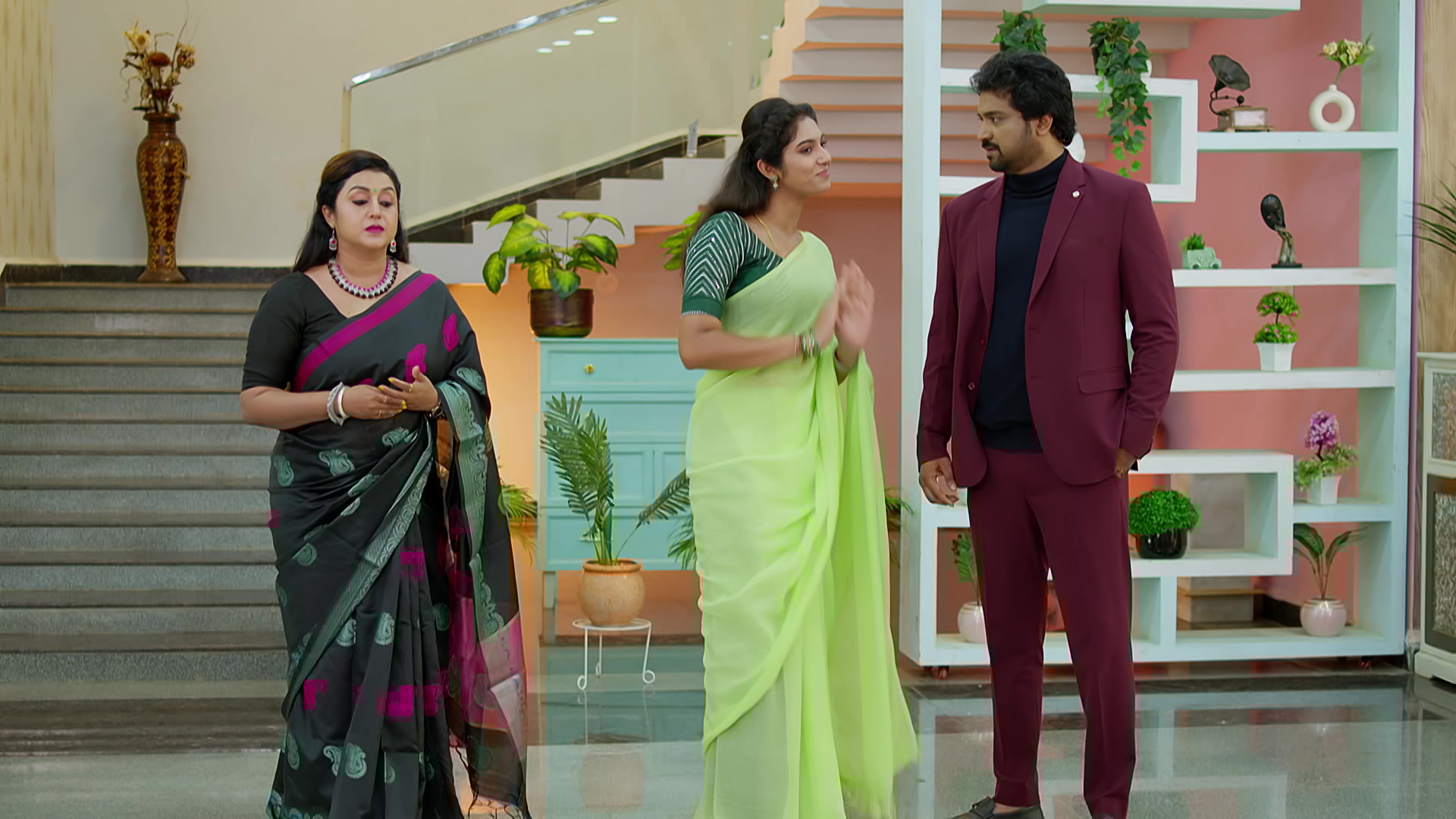 Watch Eto Vellipoindi Manasu S1 Episode 231 on JioHotstar