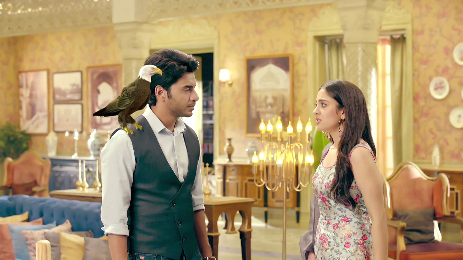 Watch Aman, Roshni Get Close Online