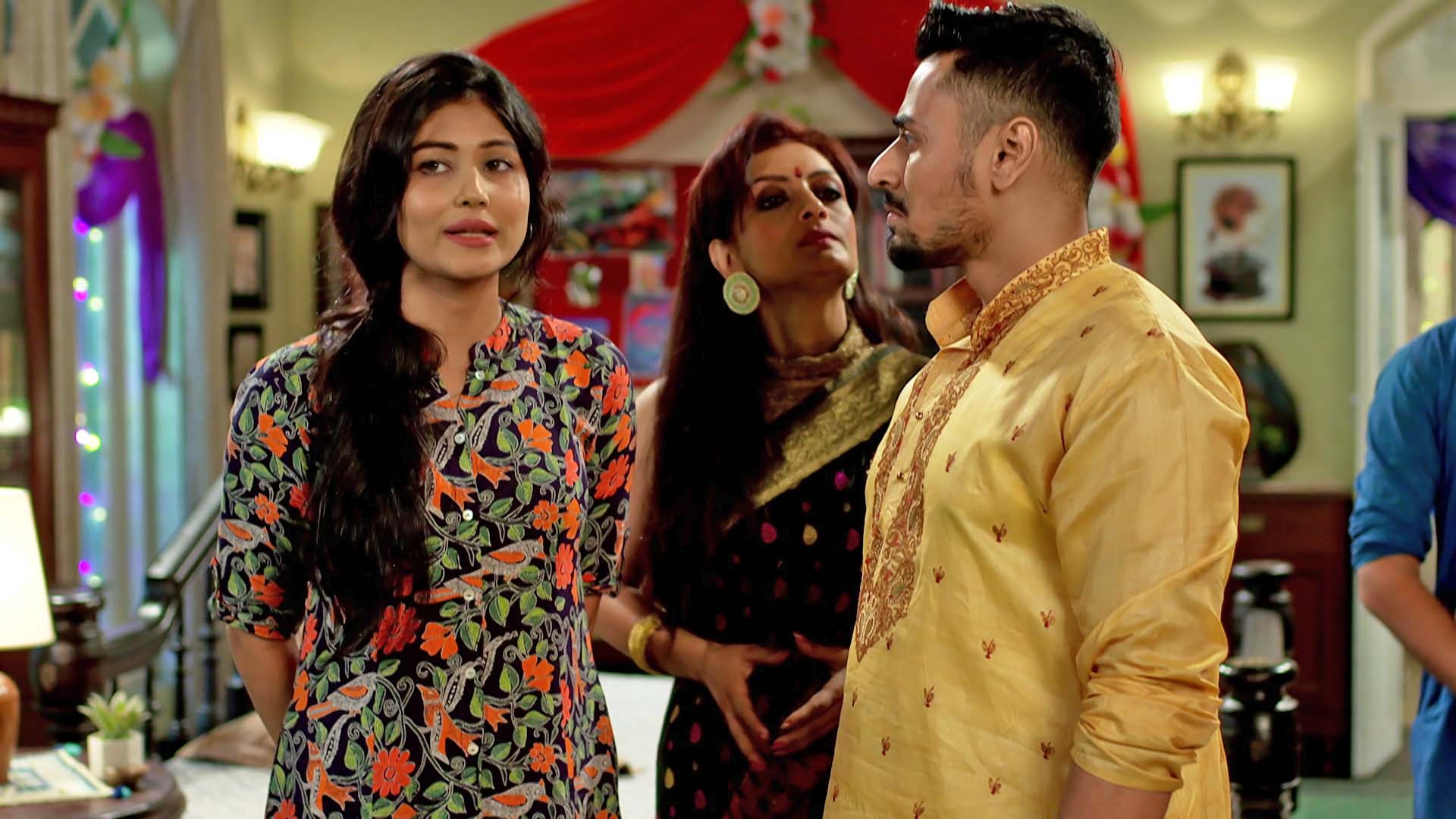 Watch Sreemoyee S1 Episode 673 on JioHotstar