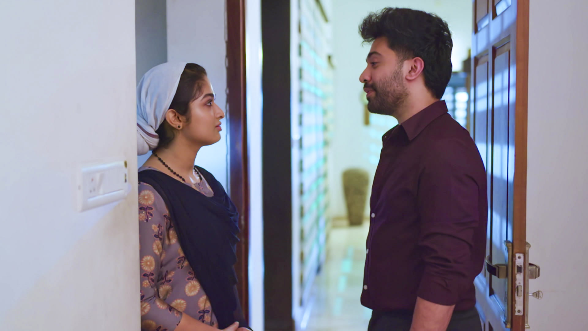 Watch Mazha Thorum Munpe Episode 16 on JioHotstar