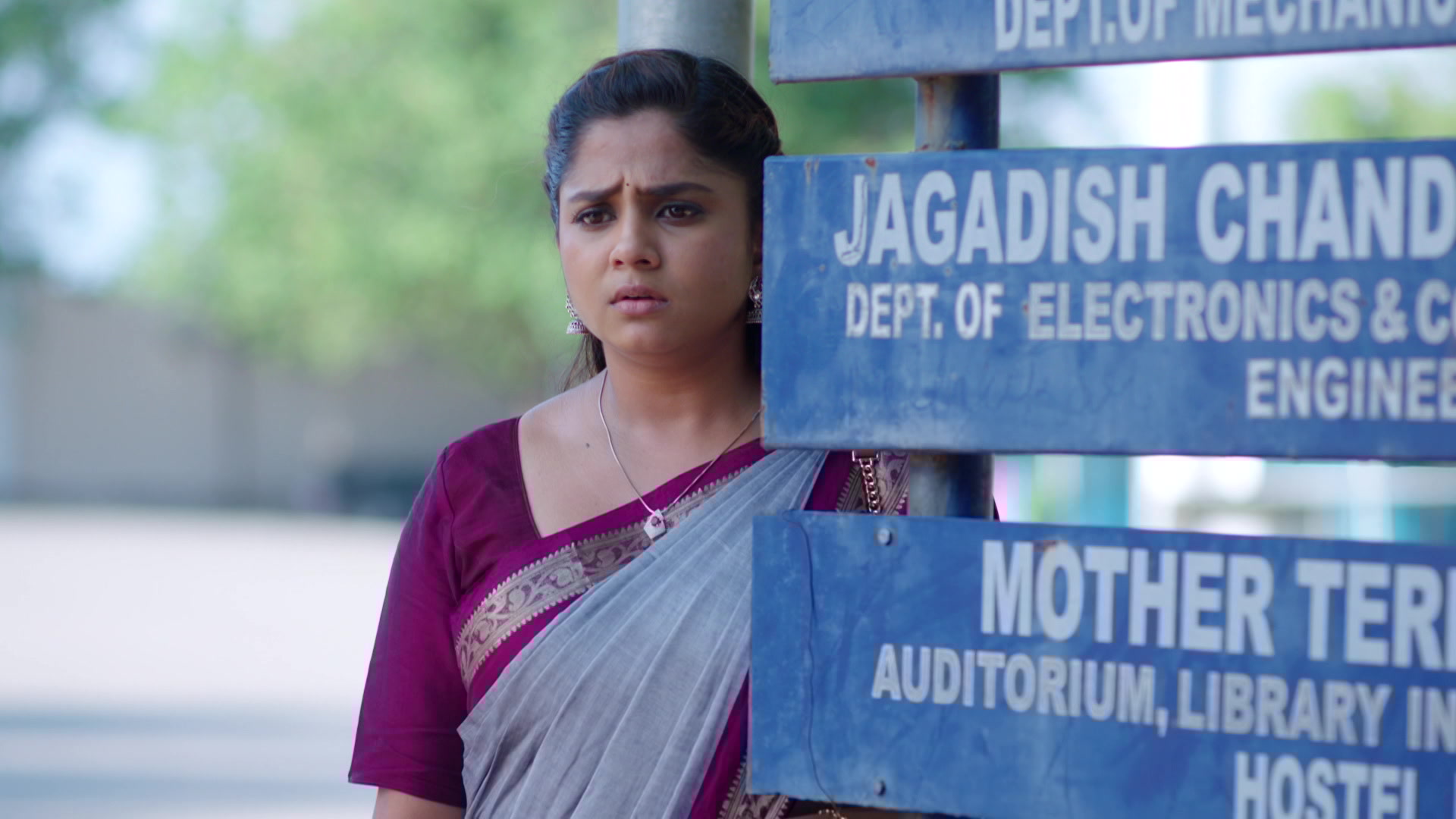 Watch Guppedantha Manasu Episode 799 on JioHotstar