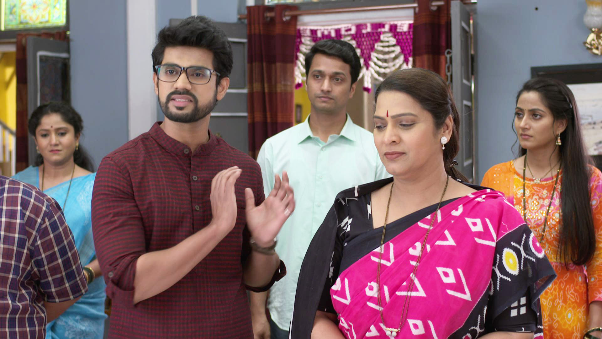 Watch thipkyanchi-rangoli All Episodes | Watcho