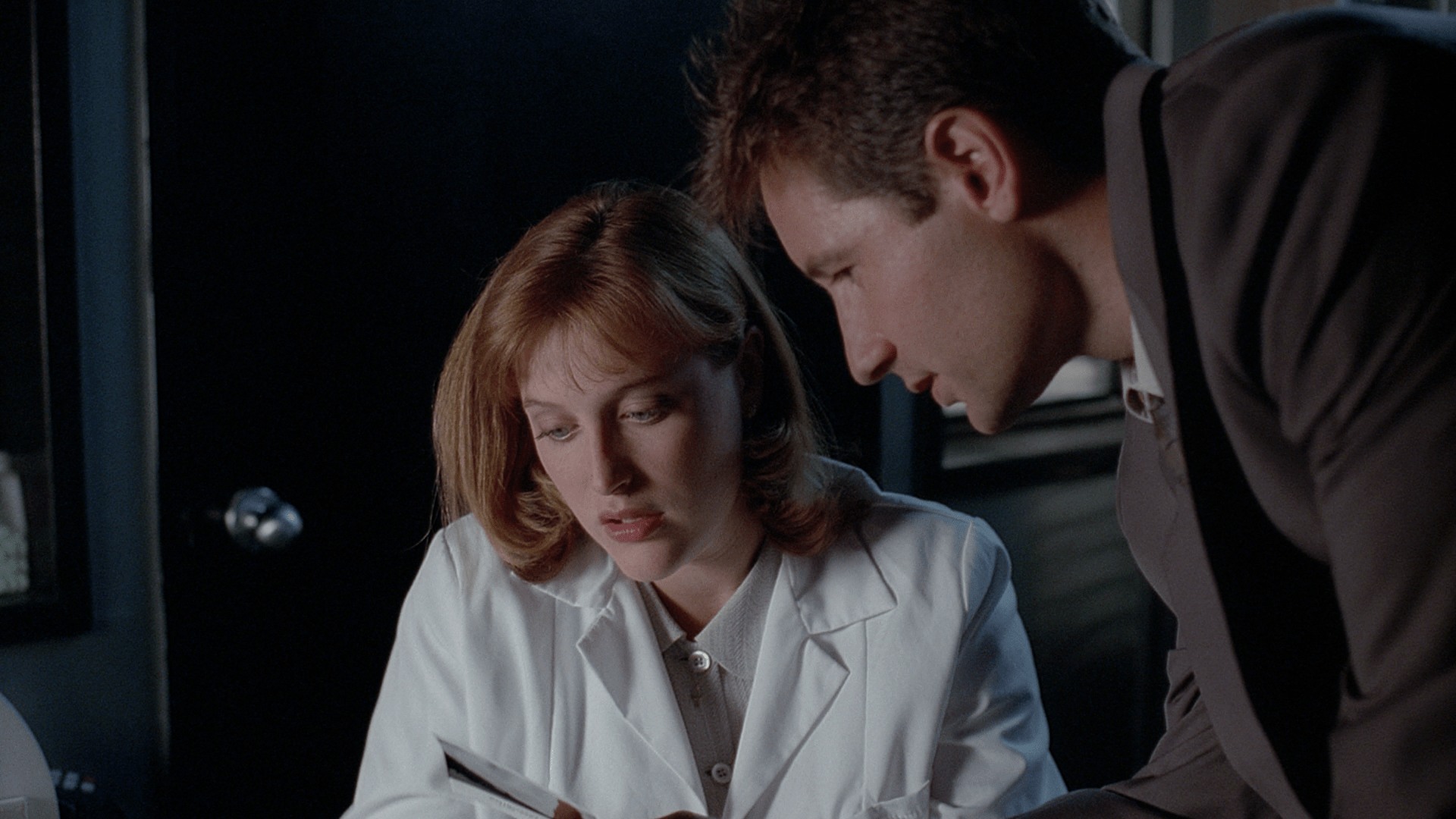 Watch The X-Files S2 Episode 2 on Disney+