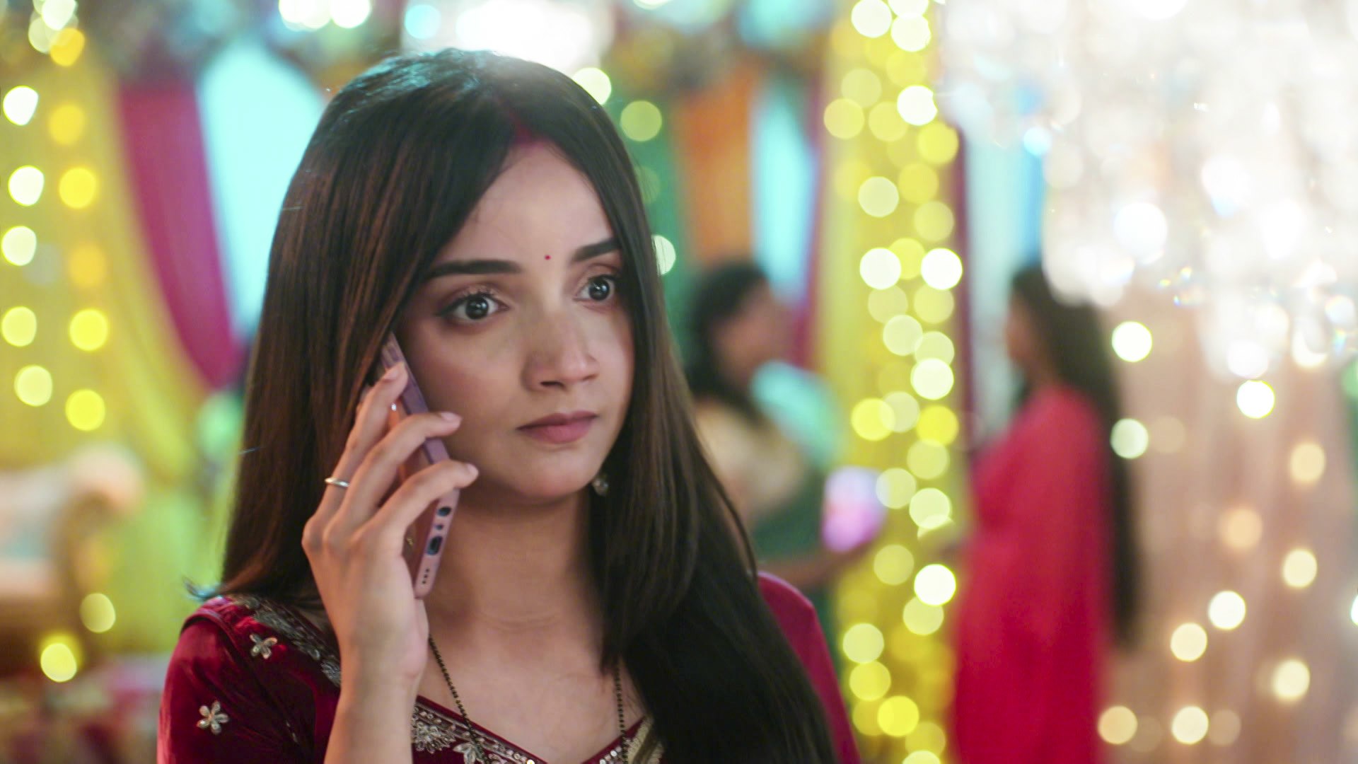 Watch Aarti Anjali Awasthi Episode 284 on JioHotstar