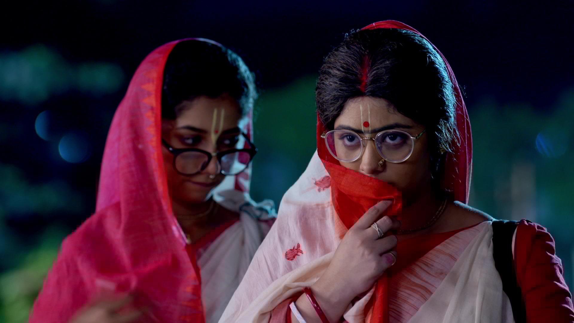 Watch Bangla Medium S1 Episode 310 on JioHotstar