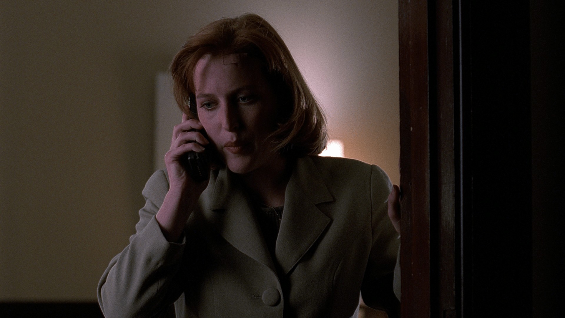 Watch The X-Files S2 Episode 25 on Disney+