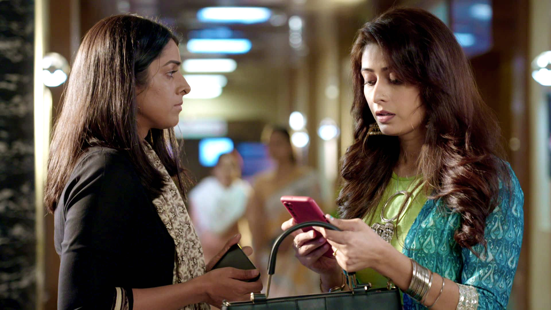 Watch Yeh Jhuki Jhuki Si Nazar Episode 14 on JioHotstar