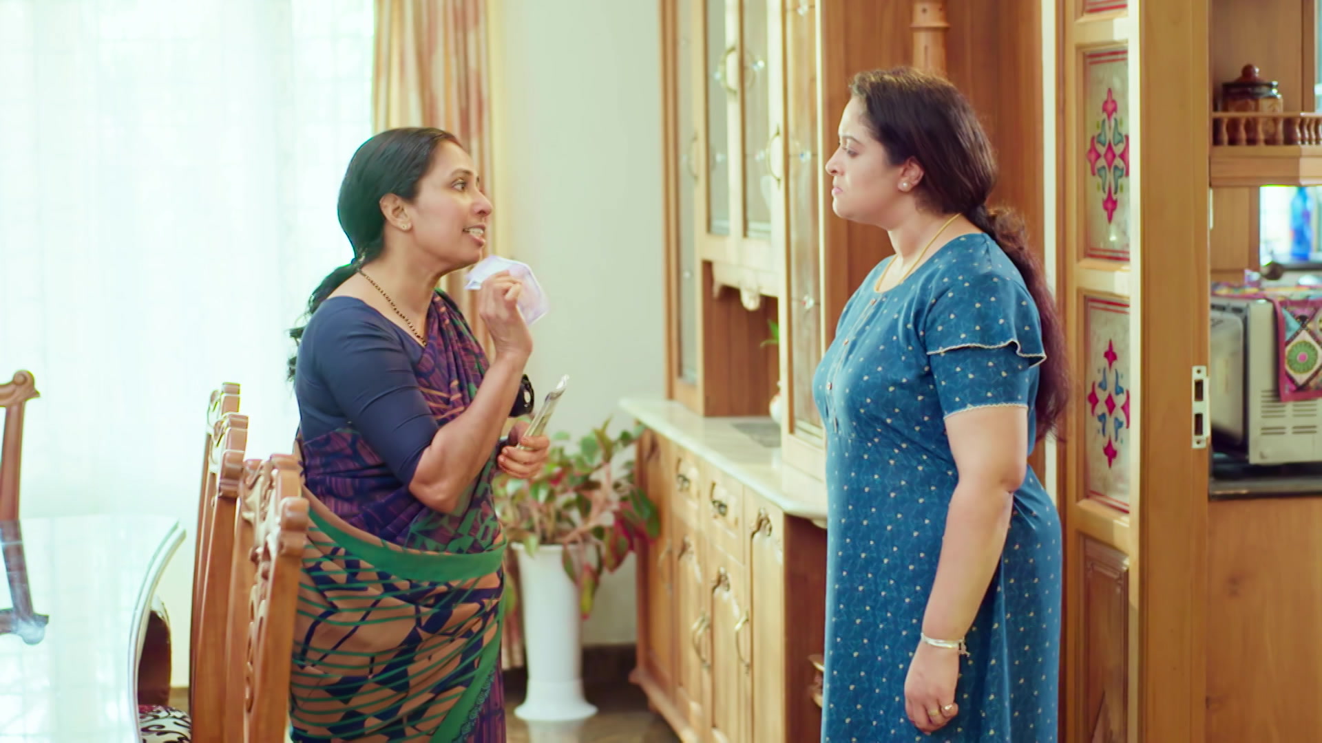 Watch Mazha Thorum Munpe S1 Episode 21 on JioHotstar