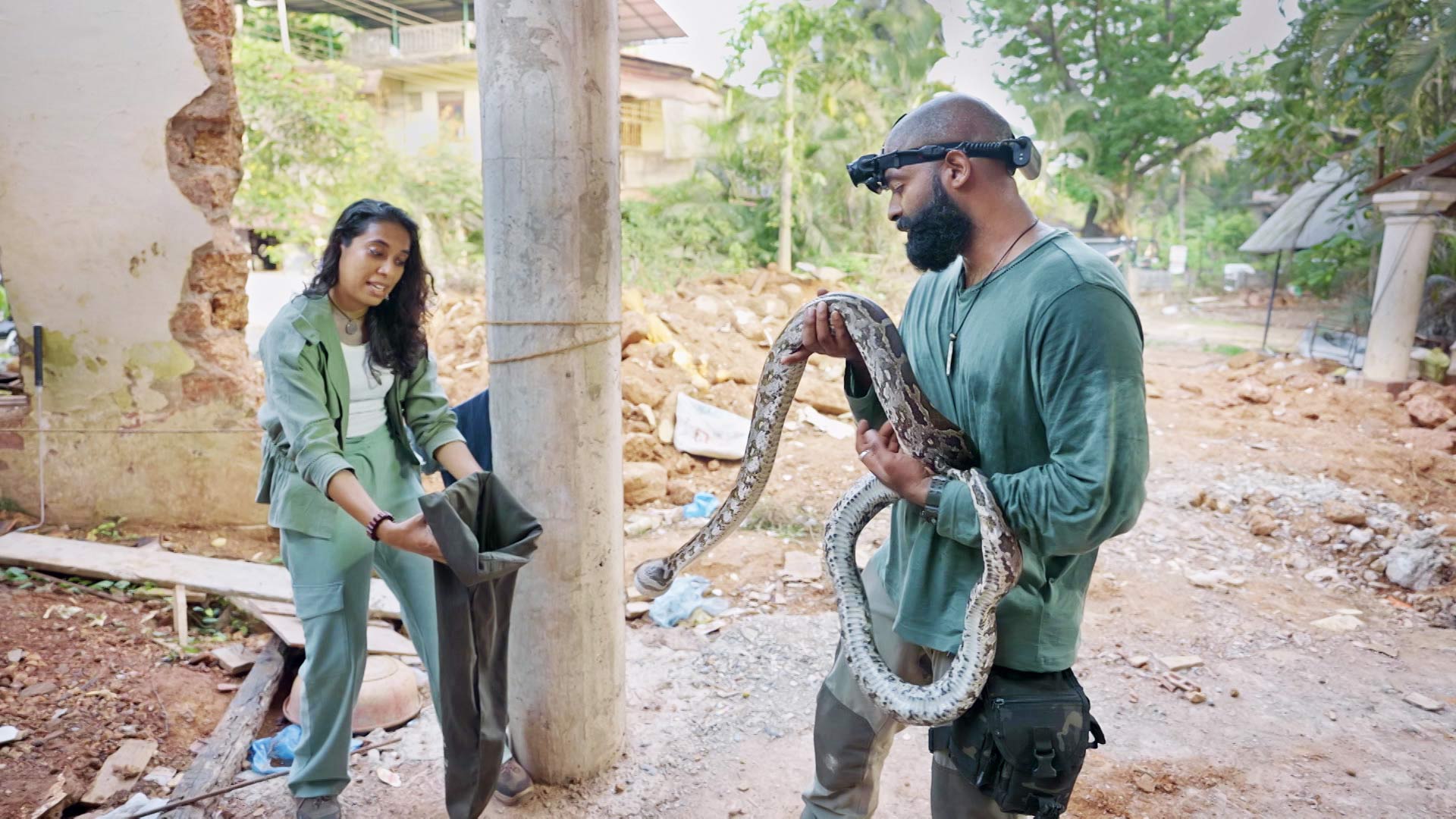 Watch Snakes SOS: Goa's Wildest Episode 7 on JioHotstar