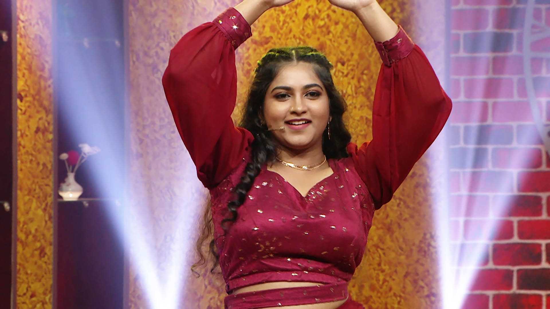 Watch Valkannadi S1 Episode 7 on JioHotstar