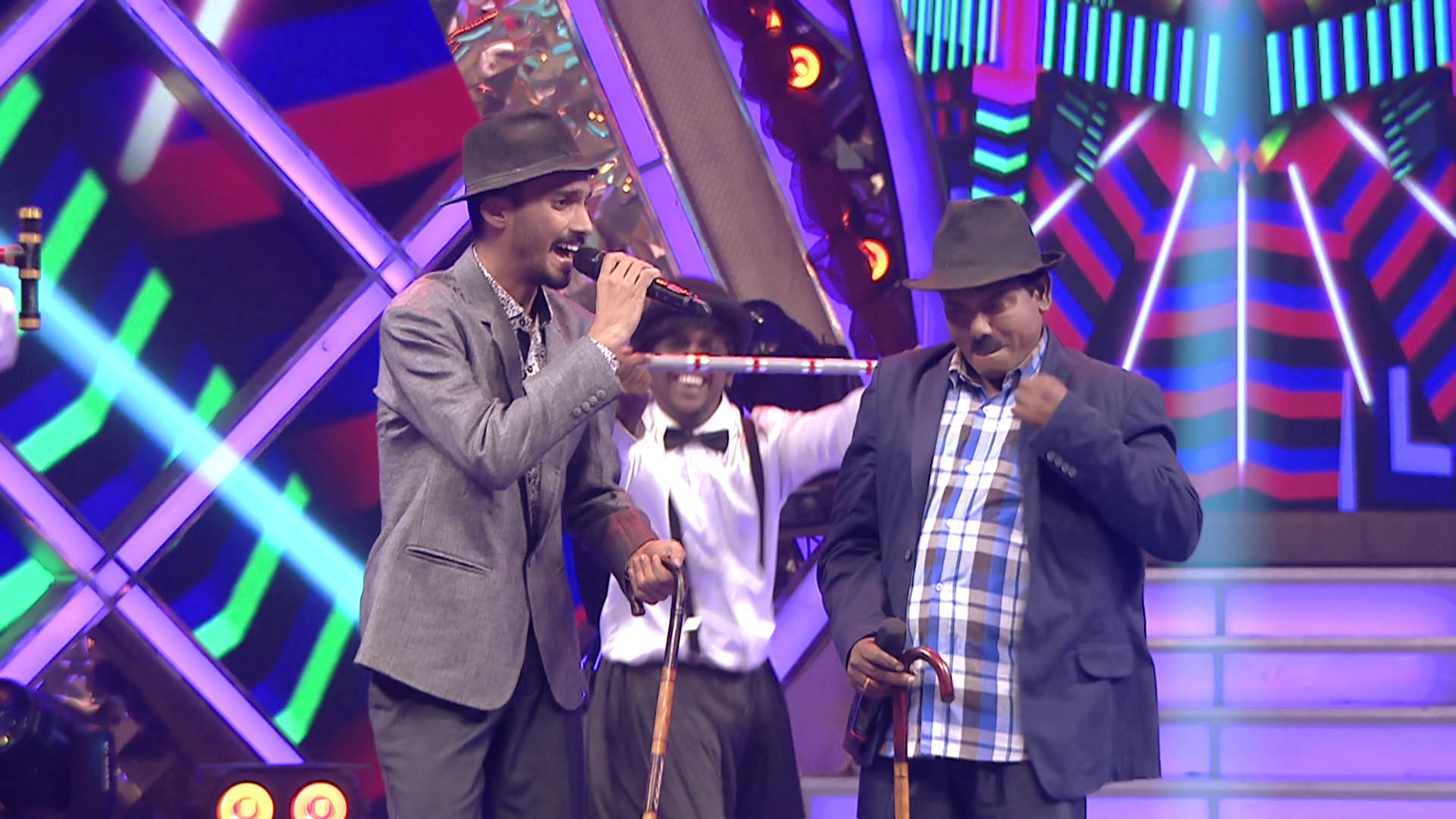 Murugan, Vikram Sing Mamavukku Kuduma - JioHotstar