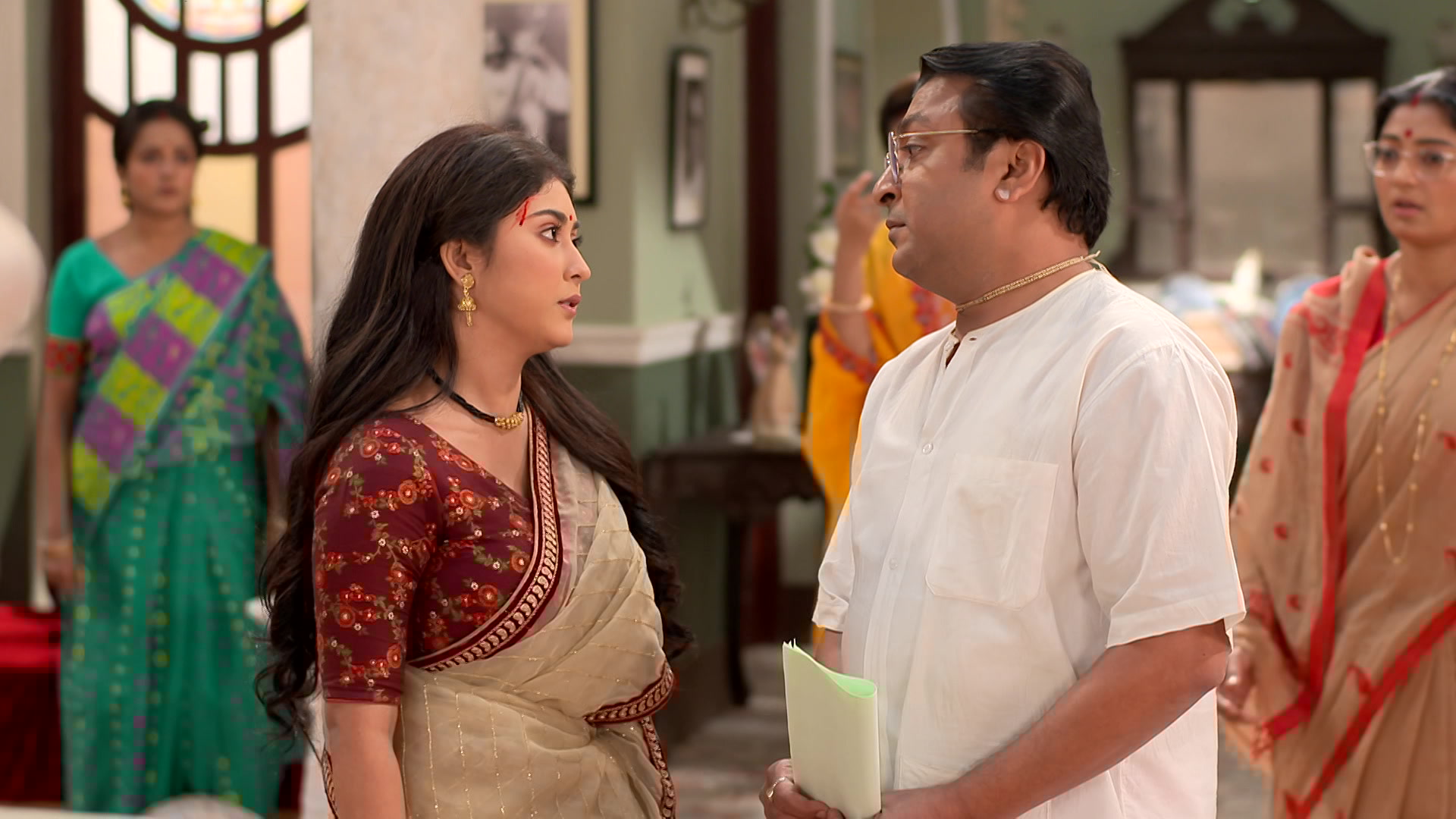 Watch Nabab Nandini S1 Episode 129 on JioHotstar