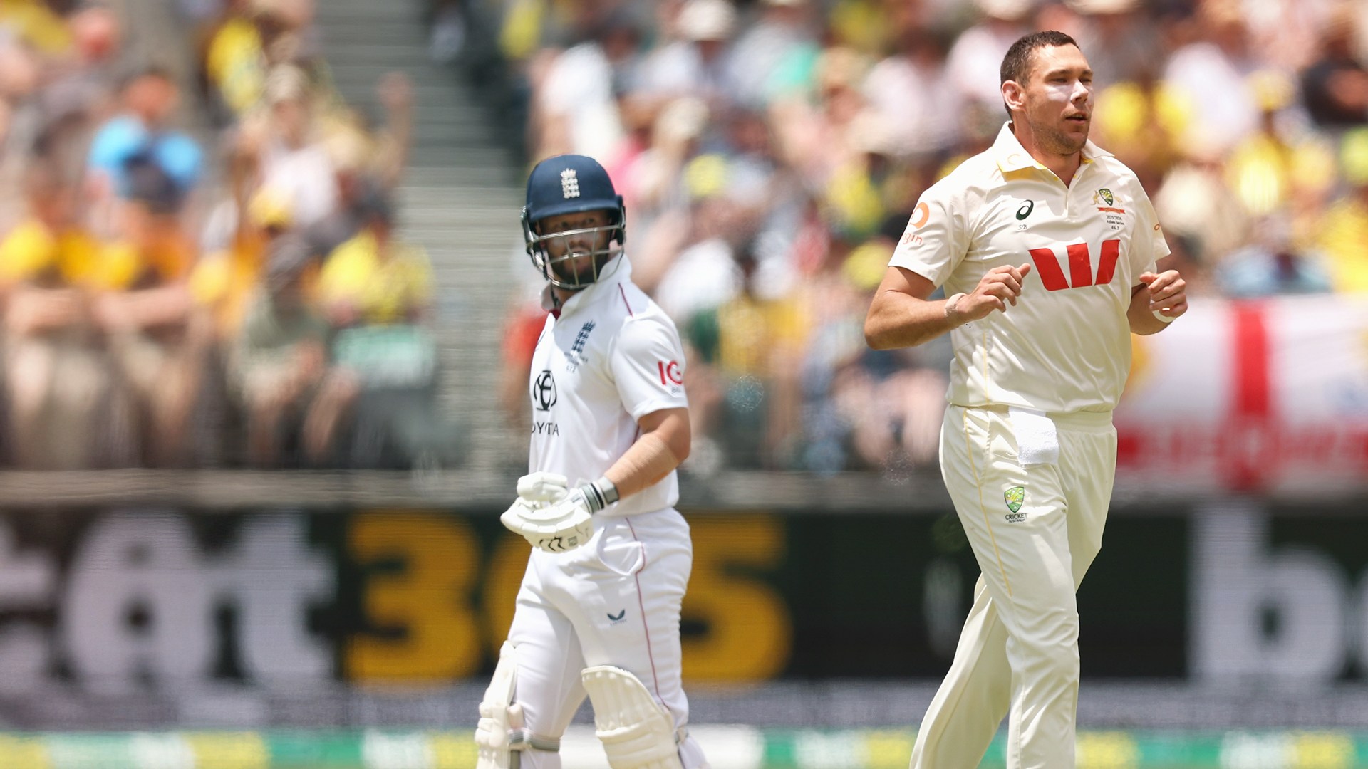ENG Fall of Wickets vs AUS: 1st Test, 2nd Inns