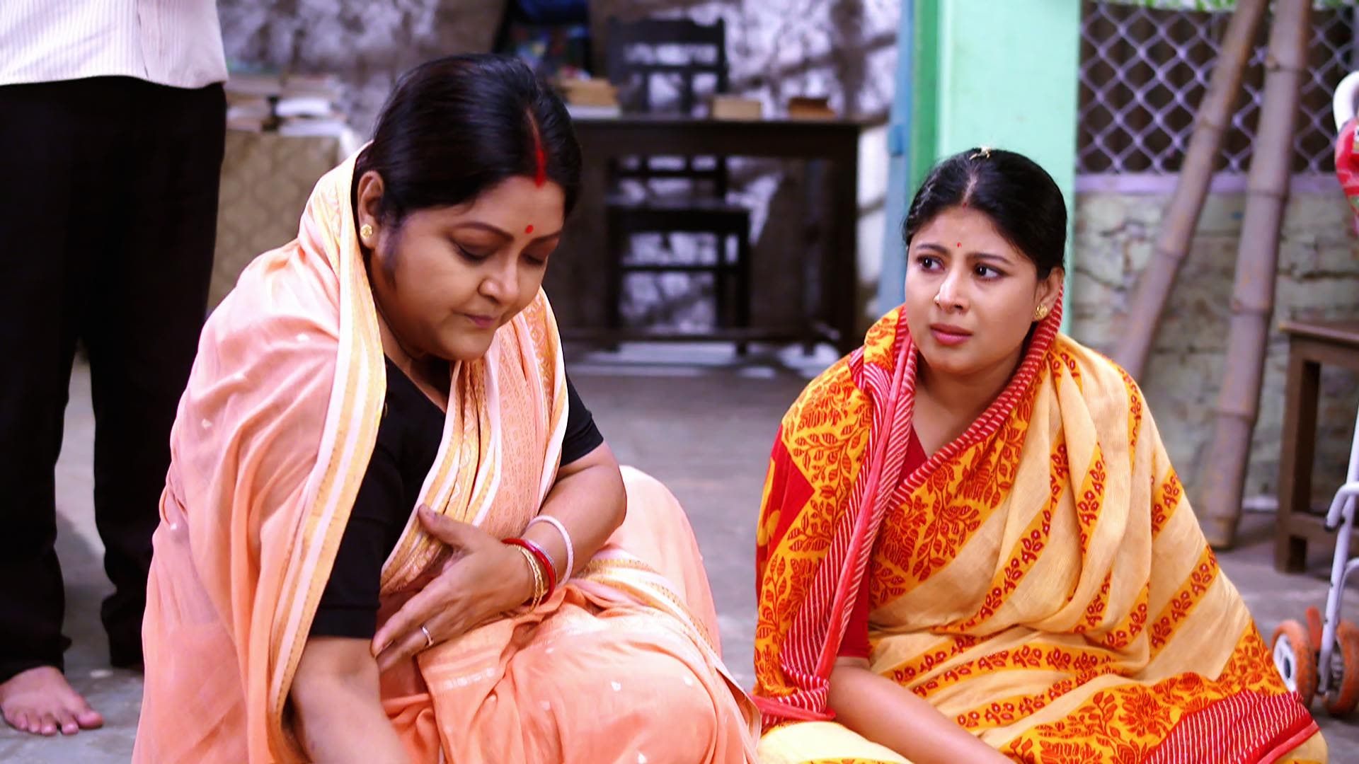 Watch Khelaghor S1 Episode 376 on JioHotstar