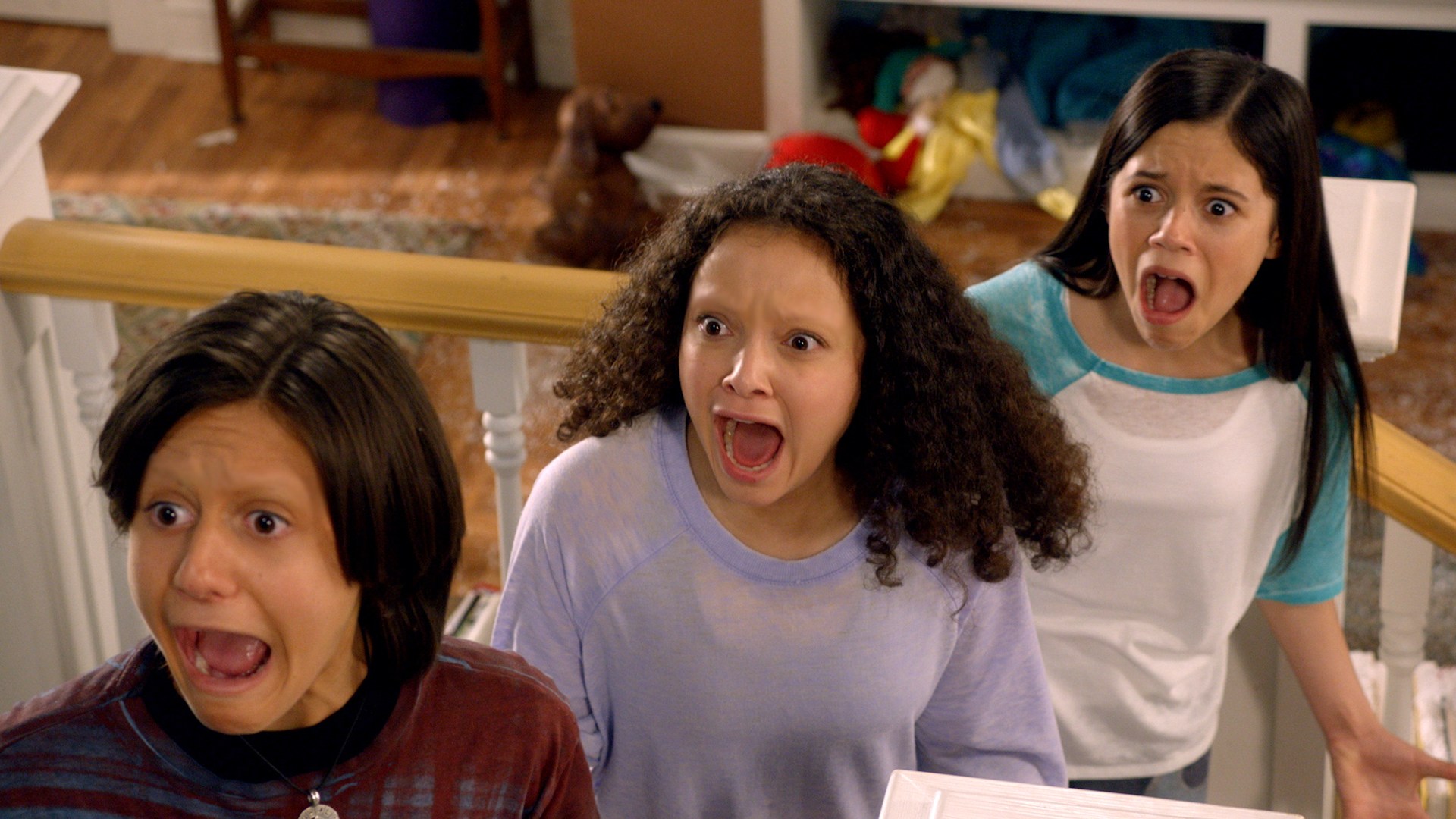 Watch Stuck In The Middle S1 Episode 12 on Disney+ South Africa ...