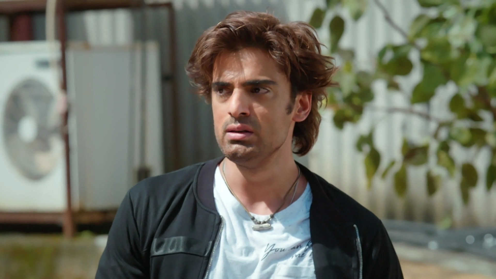 Watch Kulfi Kumar Bajewala S1 Episode 380 on JioHotstar
