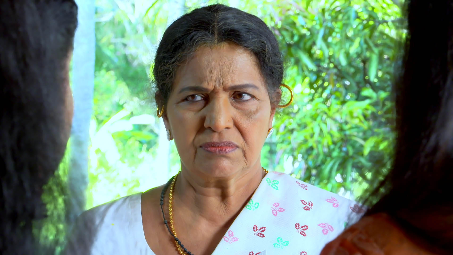 Watch Elizabeth's Strong Comeback Online