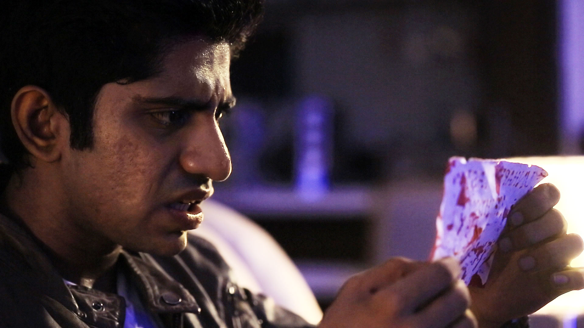 Watch Gumrah S1 Episode 1 on JioHotstar