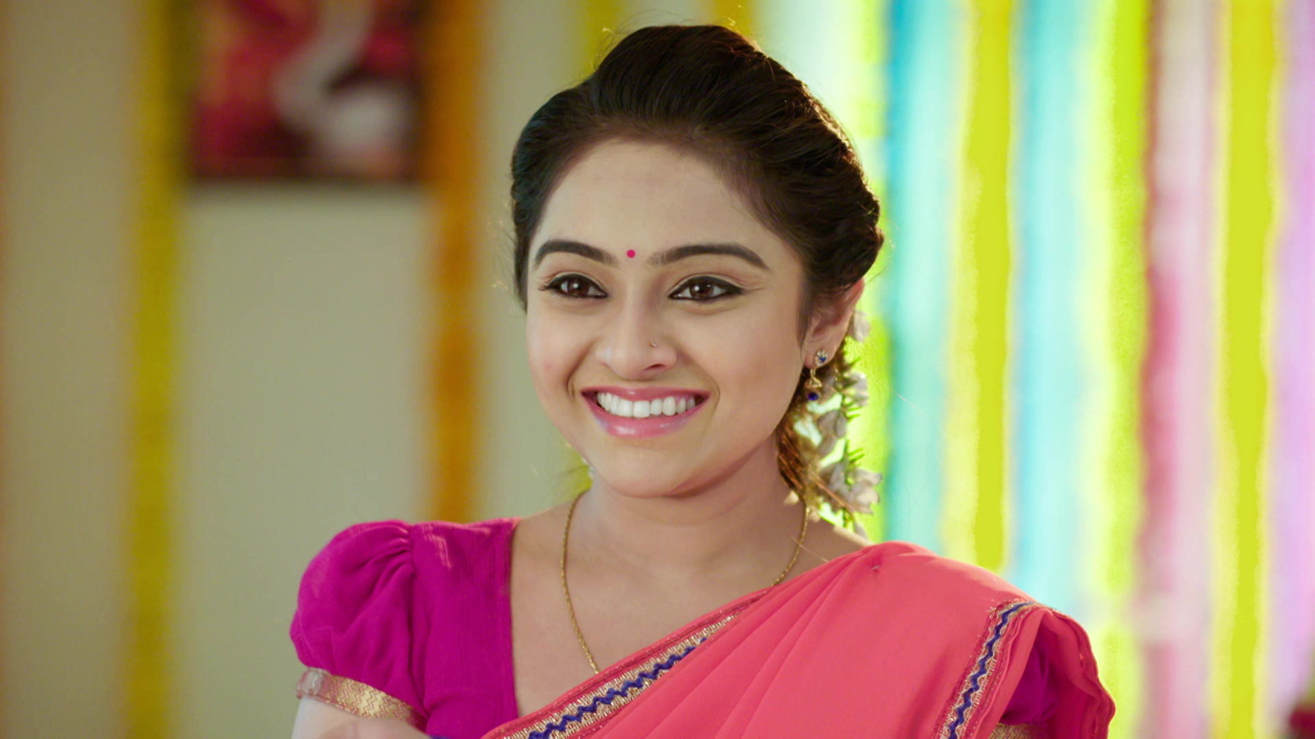 Watch Besuge S1 Episode 1 on JioHotstar