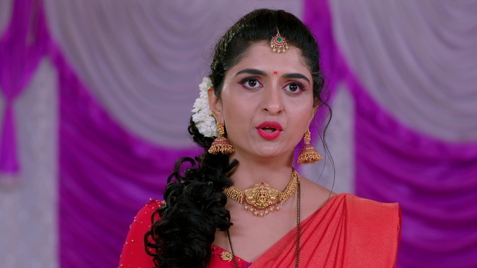 Watch raaji only on Watcho