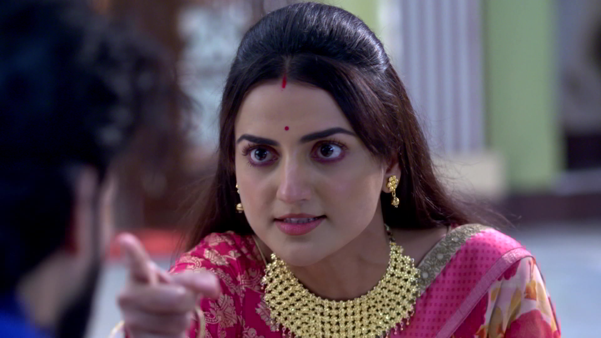 Watch Geeta LL.B S1 Episode 242 on JioHotstar