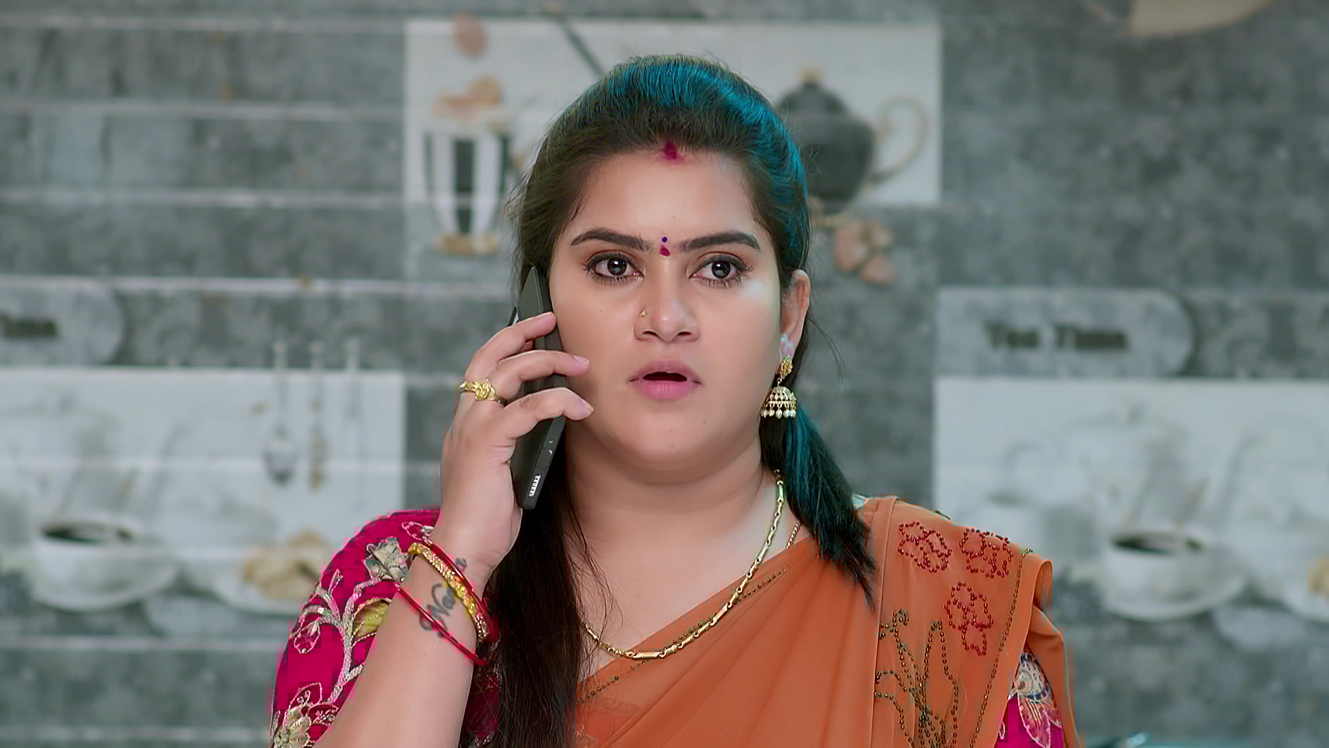 Watch Guppedantha Manasu S1 Episode 1067 on JioHotstar