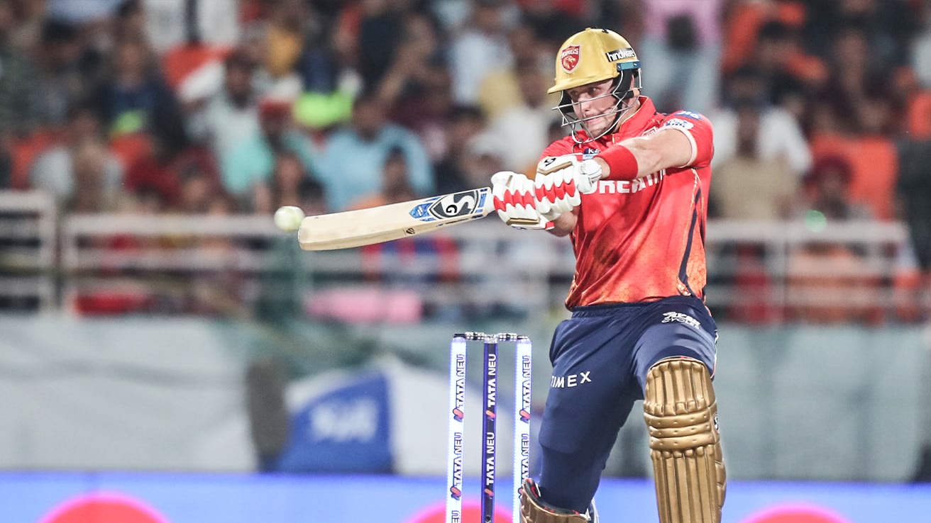 8.75 Cr! Livingstone Goes To RCB