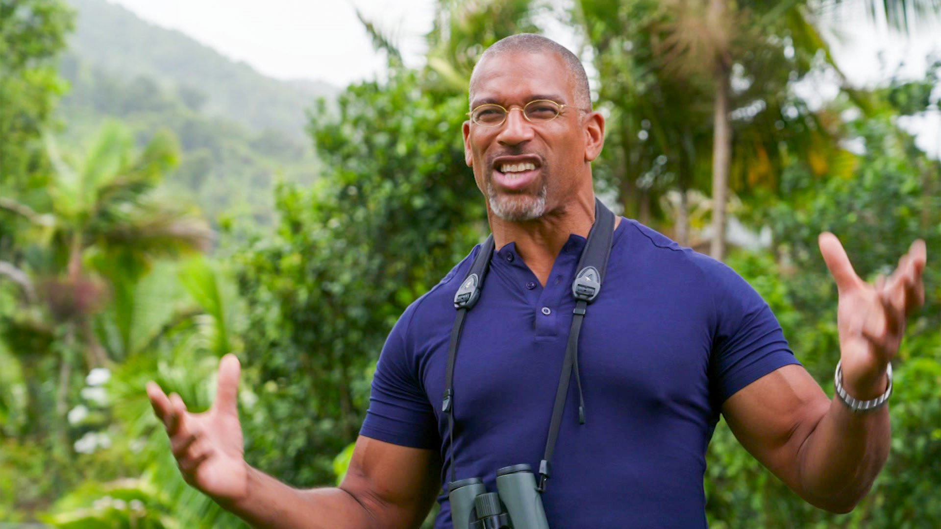 Watch extraordinary-birder-with-christian-cooper All Episodes | Watcho