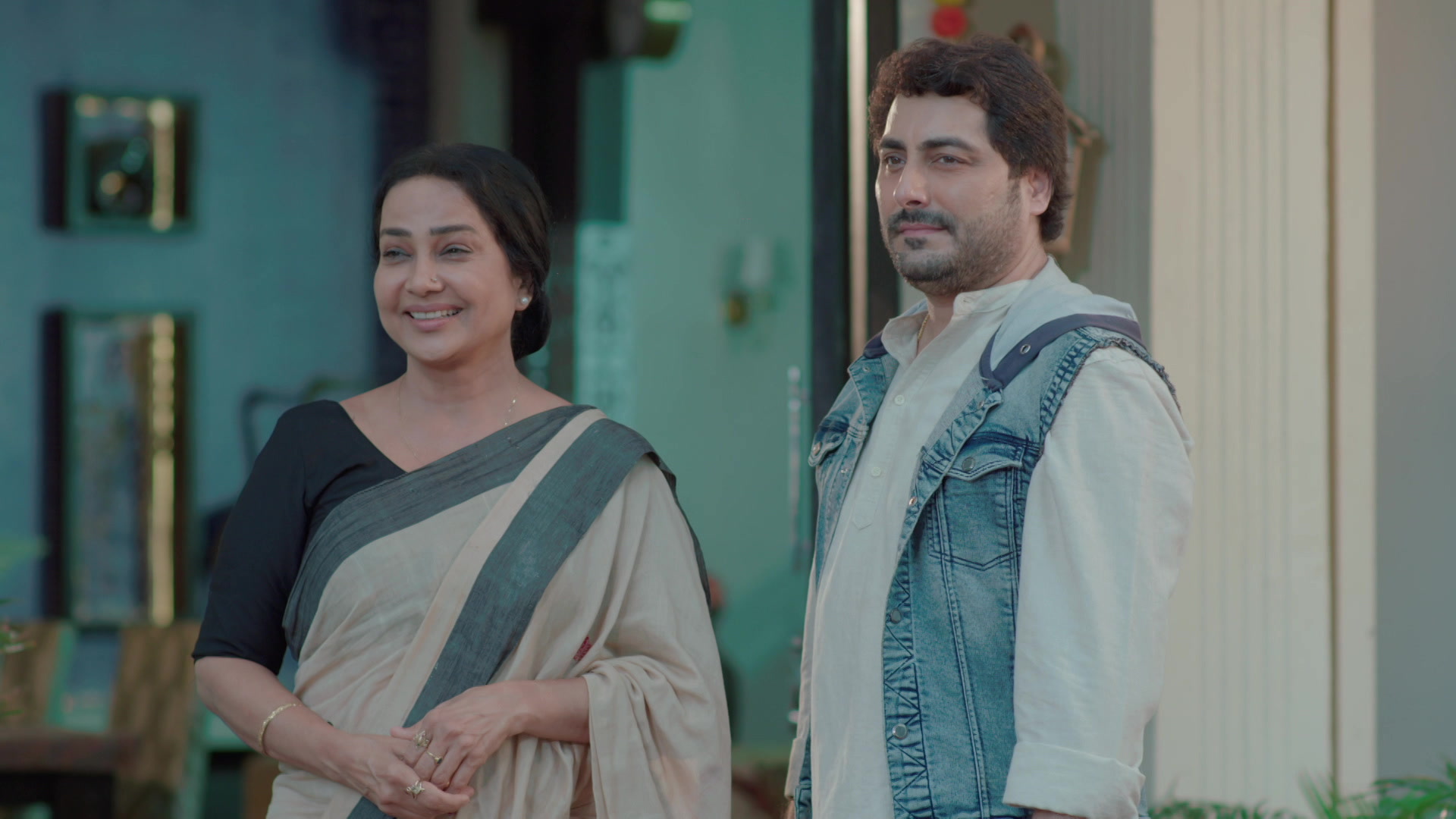 Watch Man Dhaga Dhaga Jodte Nava S1 Episode 358 on JioHotstar
