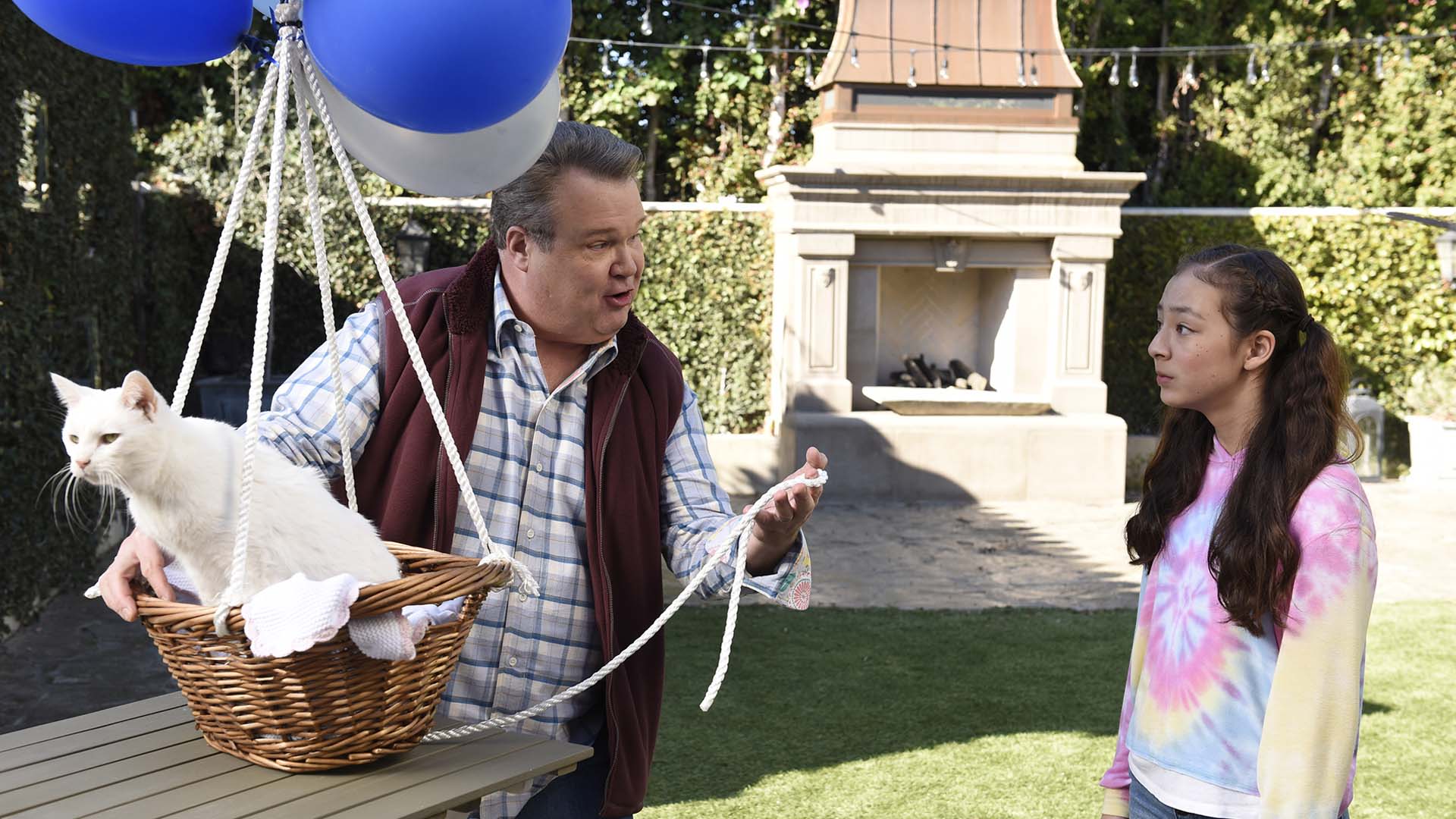 Stream modern-family Online | Watcho