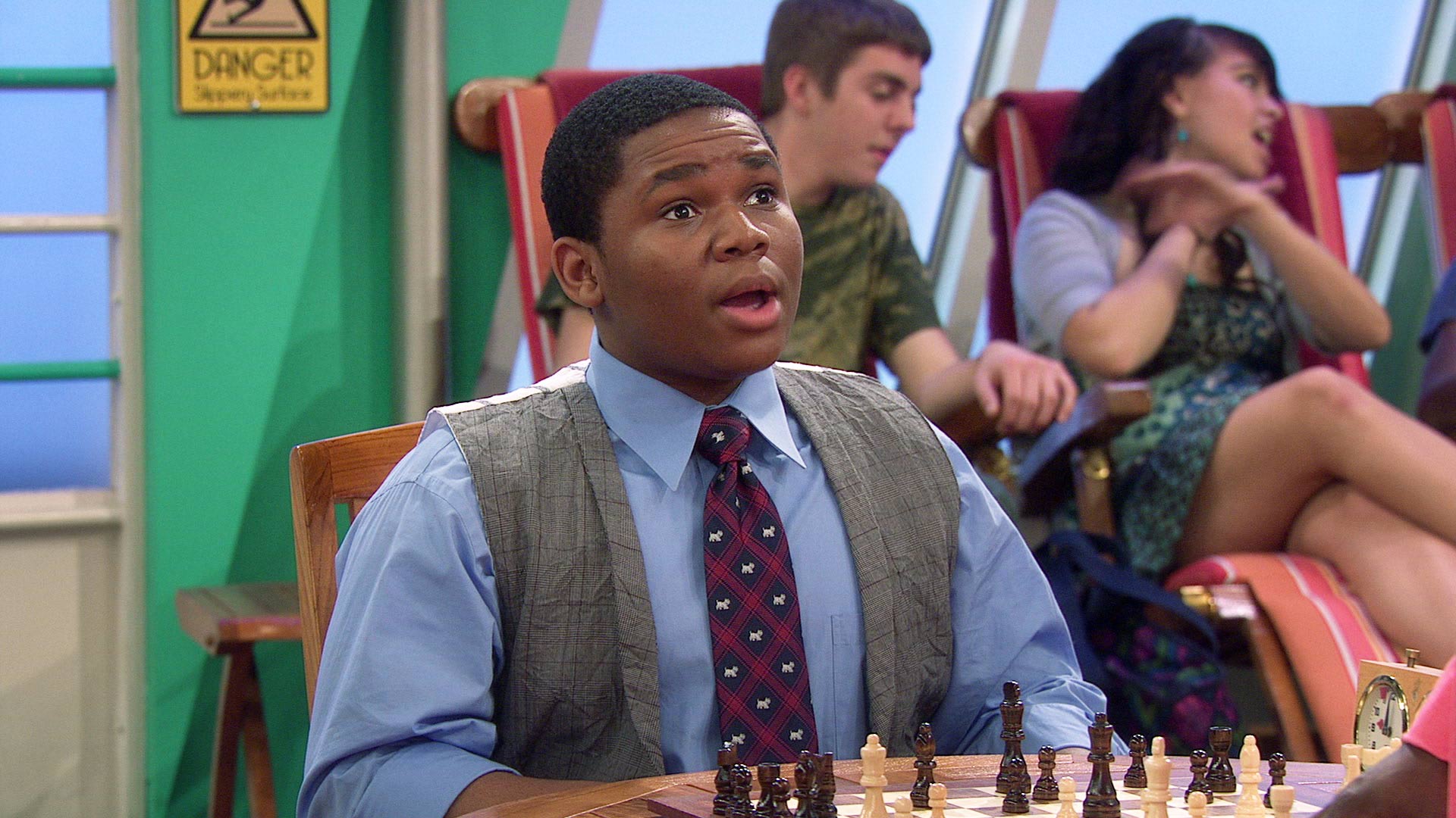 Watch the-suite-life-on-deck All Episodes | Watcho