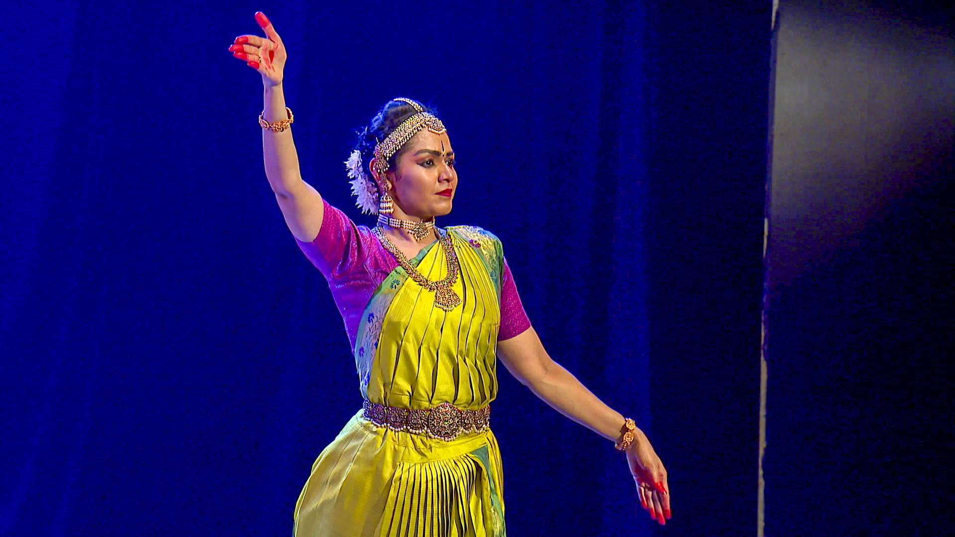 Watch Soorya Festival S2 Episode 51 on JioHotstar