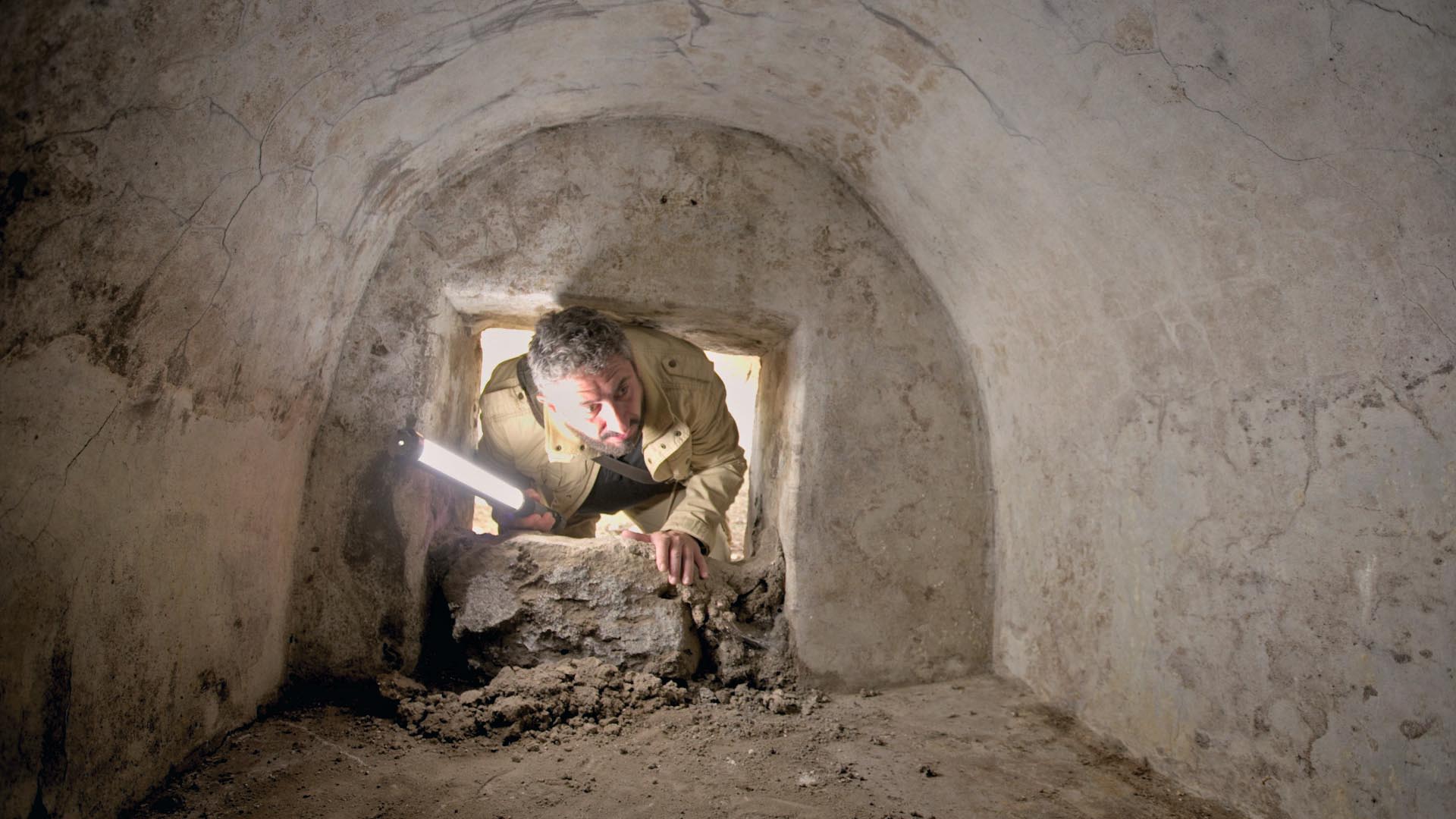 Nonton Hidden Secrets of Pompeii Season 1 Episode 3 - Hidden Secrets of ...