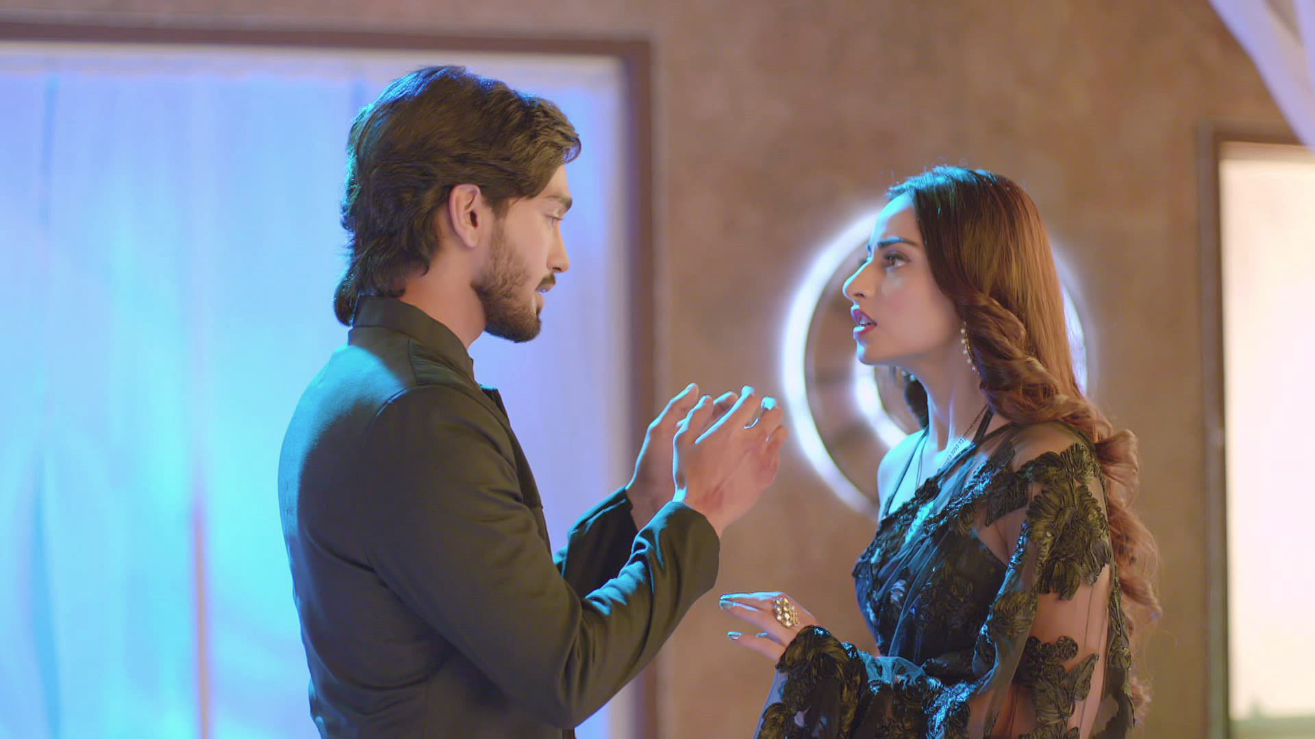 Watch Nazar S1 Episode 319 on JioHotstar