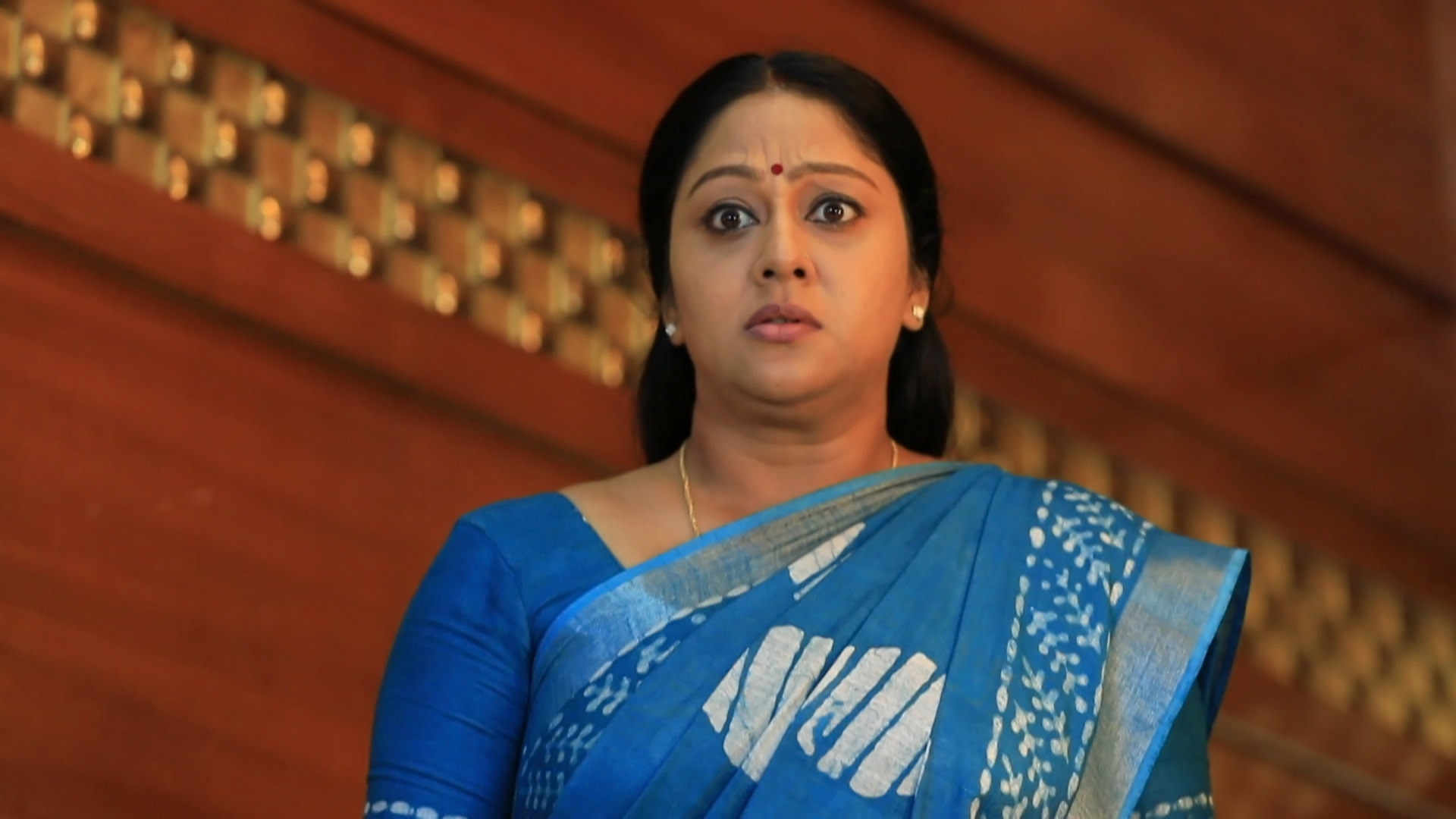 Watch Mouna Raagam 2 S2 Episode 269 on JioHotstar