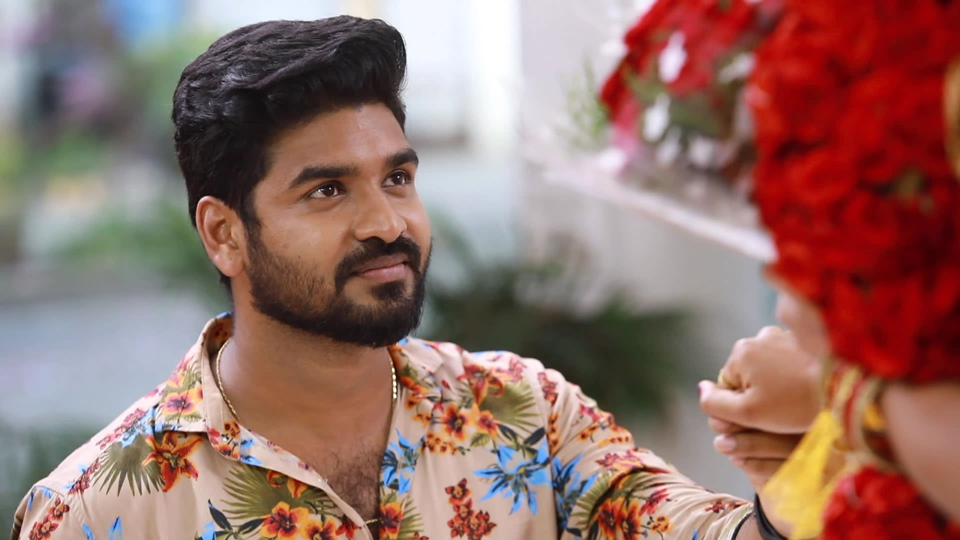 Watch Velaikkaran S1 Episode 356 on JioHotstar