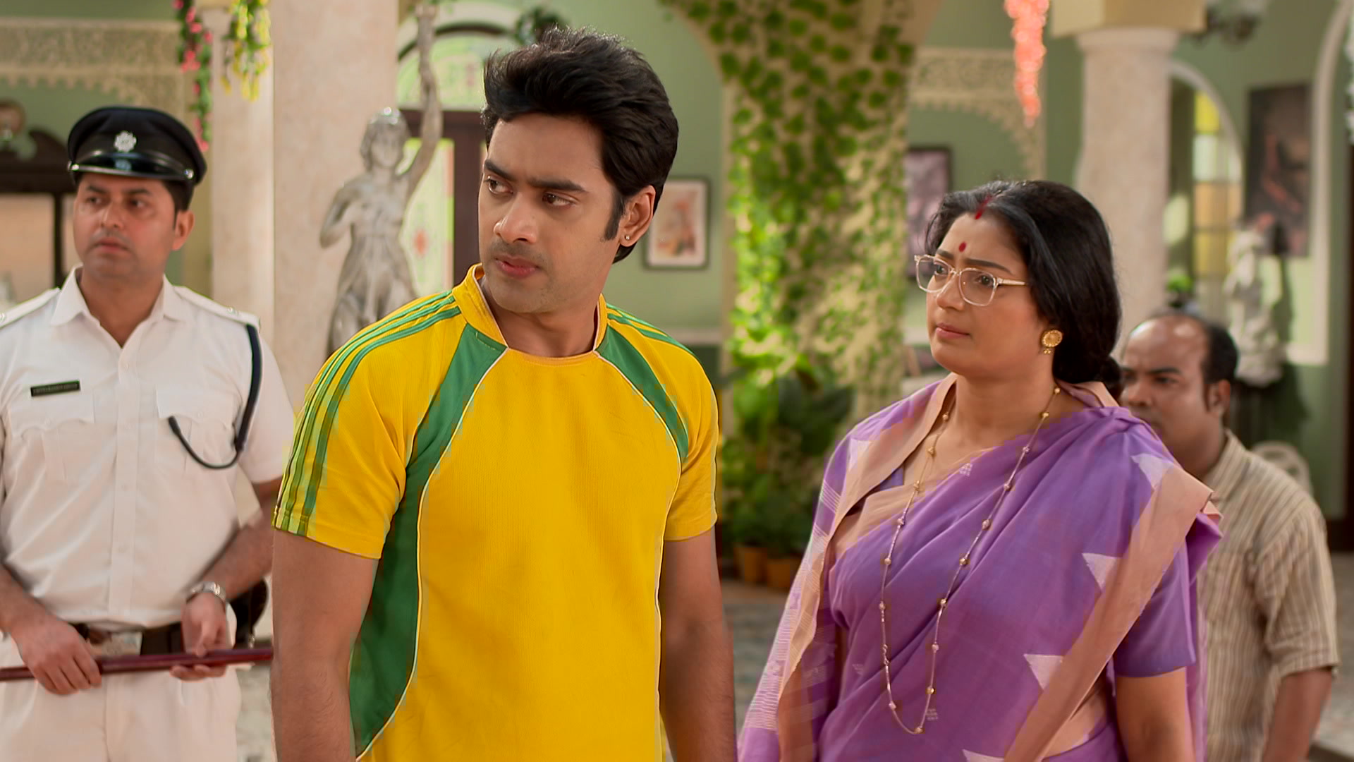 Watch Nabab Nandini S1 Episode 100 on Disney+ Hotstar