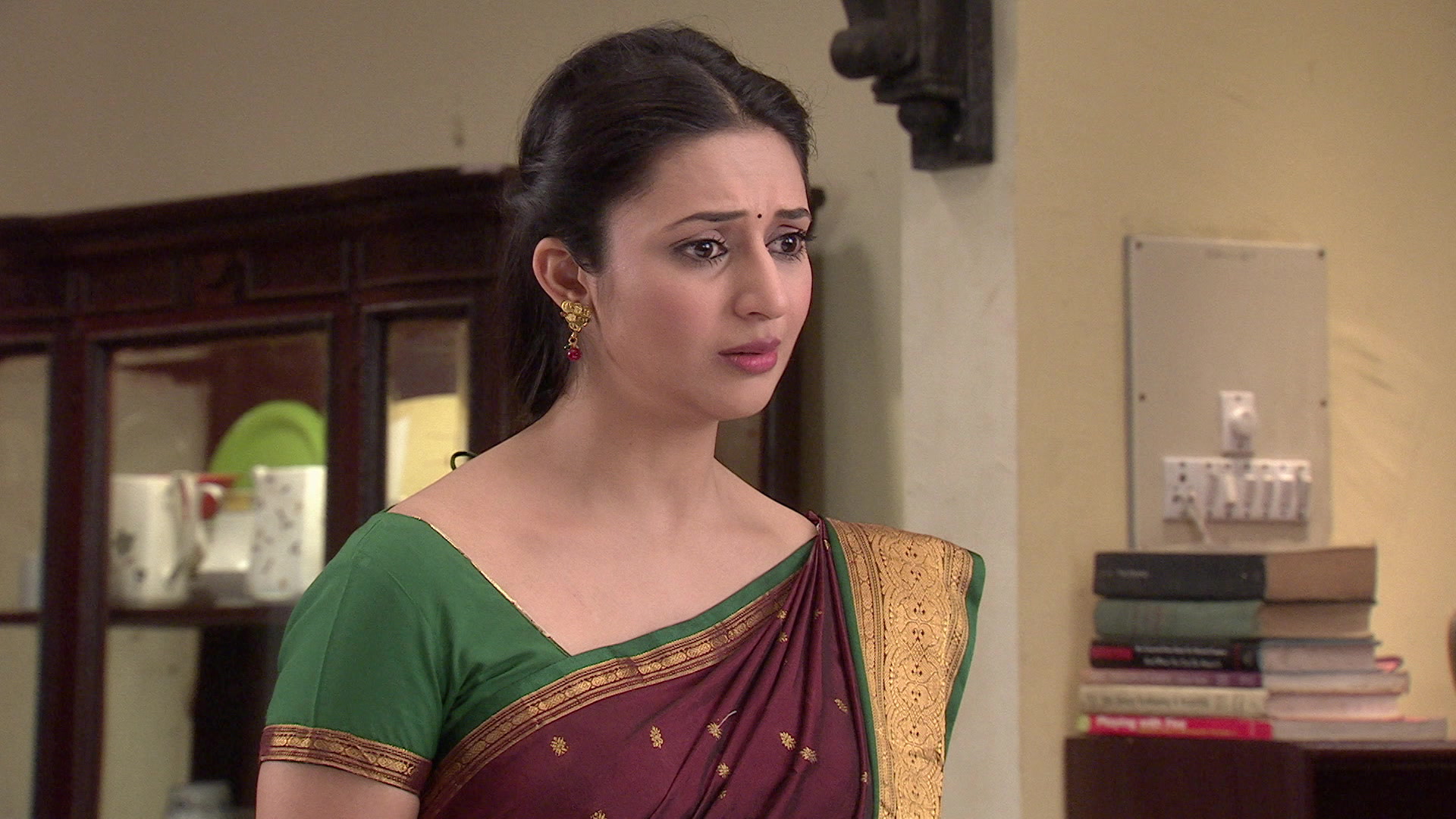 Watch New Episodes of aei-bodhe-prema only on Watcho