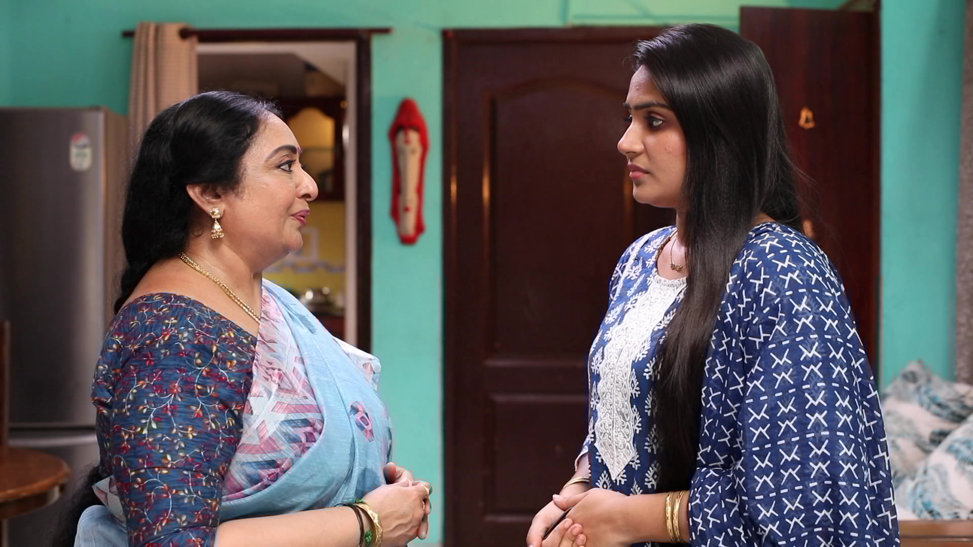 Watch Siragadikka Aasai Episode 547 on JioHotstar